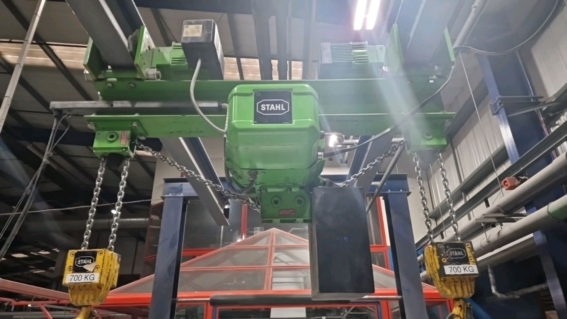 Stahl Chain Hoist & Crane System SWL 1.5T Serial. 27701013594 And ...