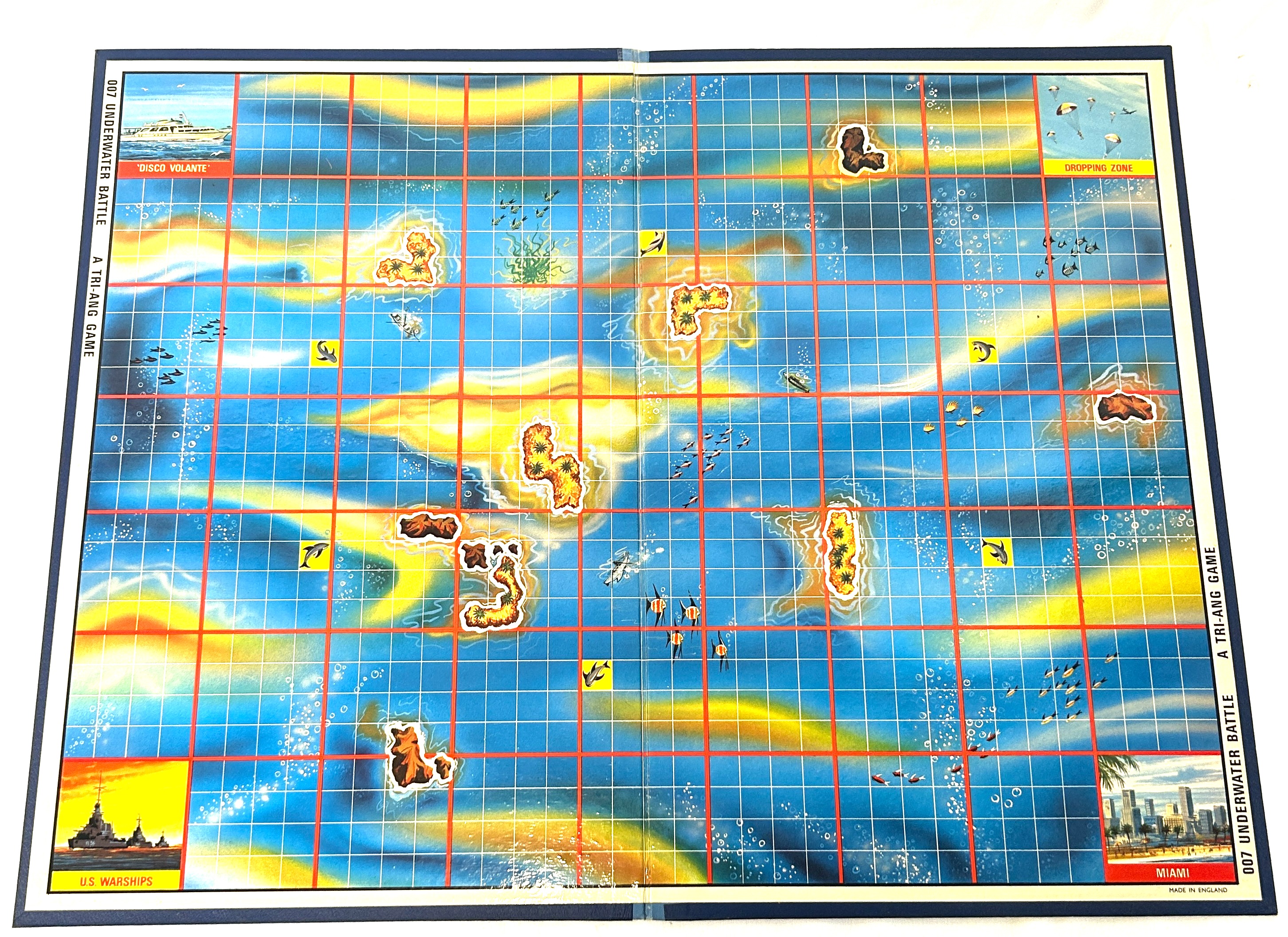 Tri-ang James Bond 007 Underwater Battle from Thunderball Largo v James ...