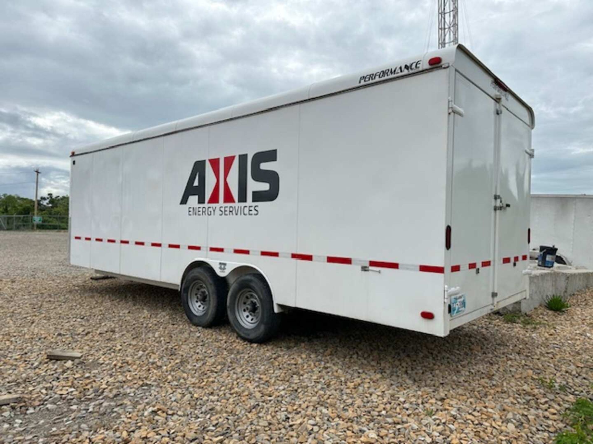 2019 PERFORMANCE TRAILERS BY PARKER 8'6"W X 25'L T/A CARGO / CAR ...