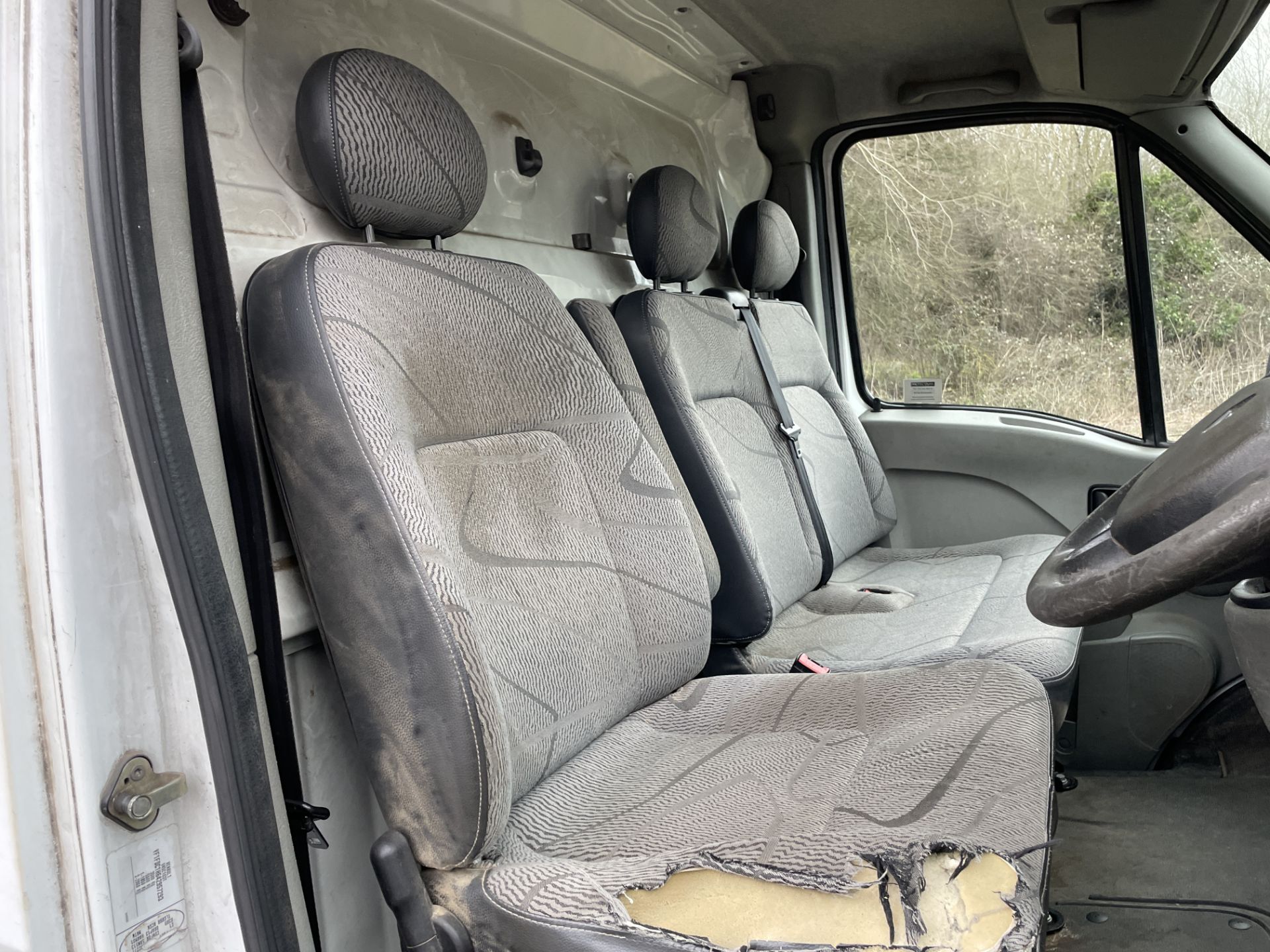 Renault Master Special Edition Medium Roof Van, Registration LL10 BYK ...