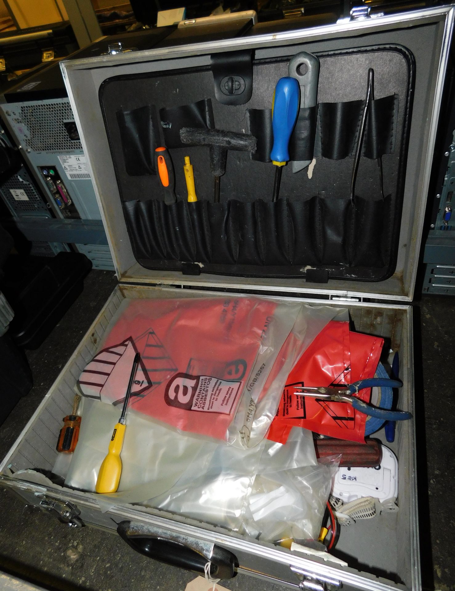 2 Tool Bags, Tool Carry Case & Contents (Location: Stockport. Please ...