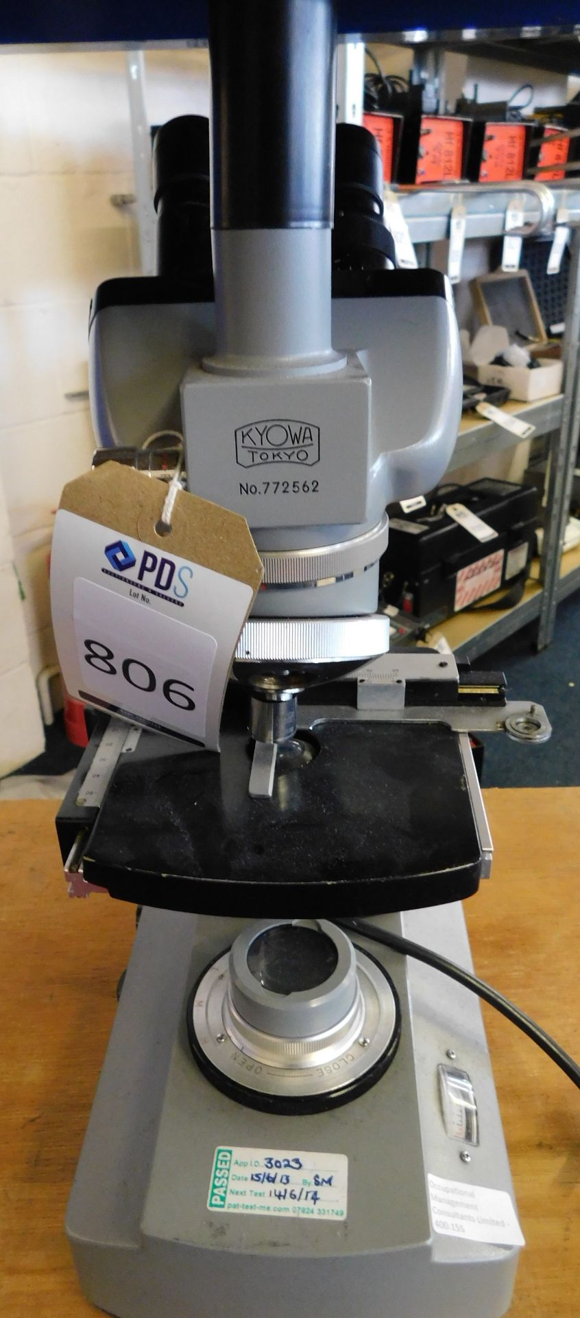 Kyowa Tokyo Microscope, No.772562 (Location: Stockport. Please Refer to ...