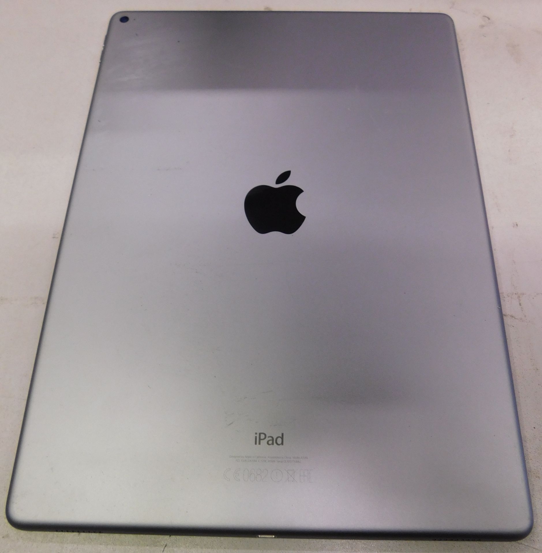 Apple iPad Pro 12.9in ML0N2B/A, 128GB Capacity, Serial Number ...