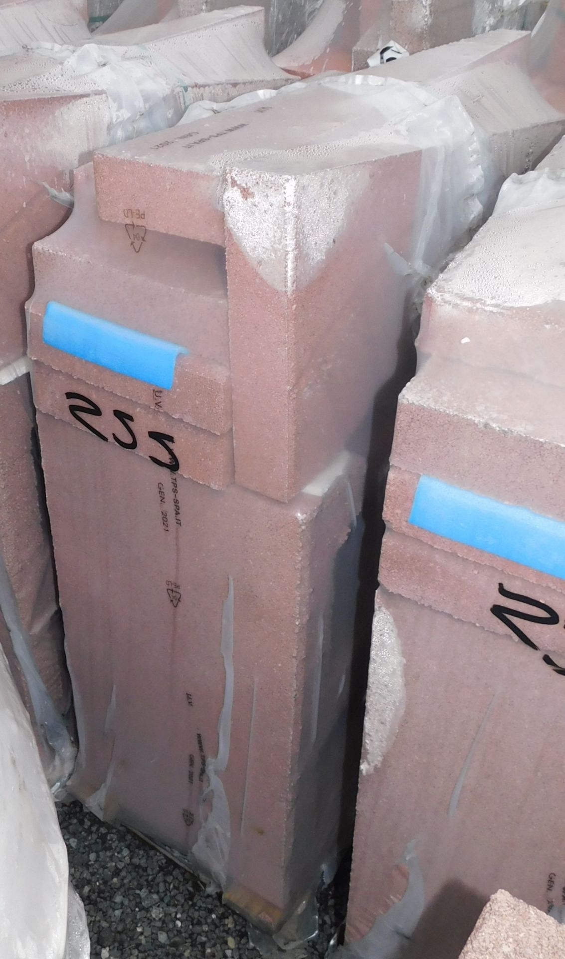 Riccione Masonry BBQ, Weight 330 kg, Oven dimensions H 165, W 58, D 81 ...