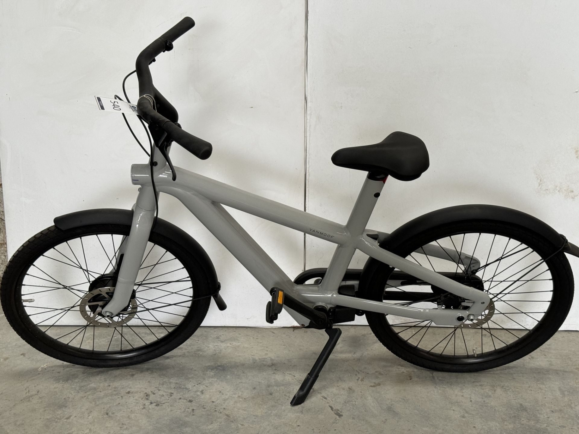 VanMoof A5 Electric Bike, Frame Number Frame Number AVTBGF000100A (NOT ...