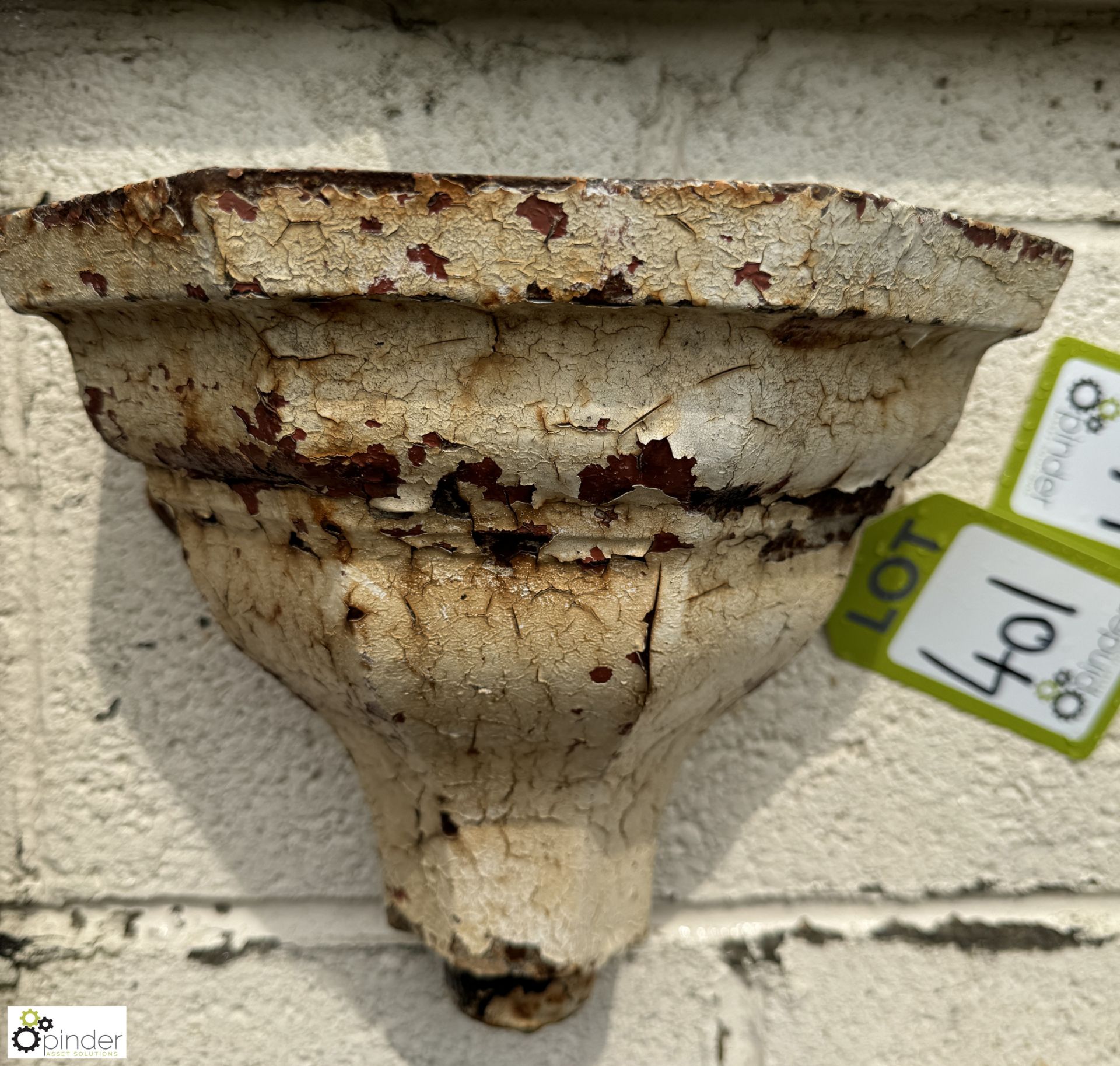A Victorian cast iron Rain Hopper, approx. 8in x 10in