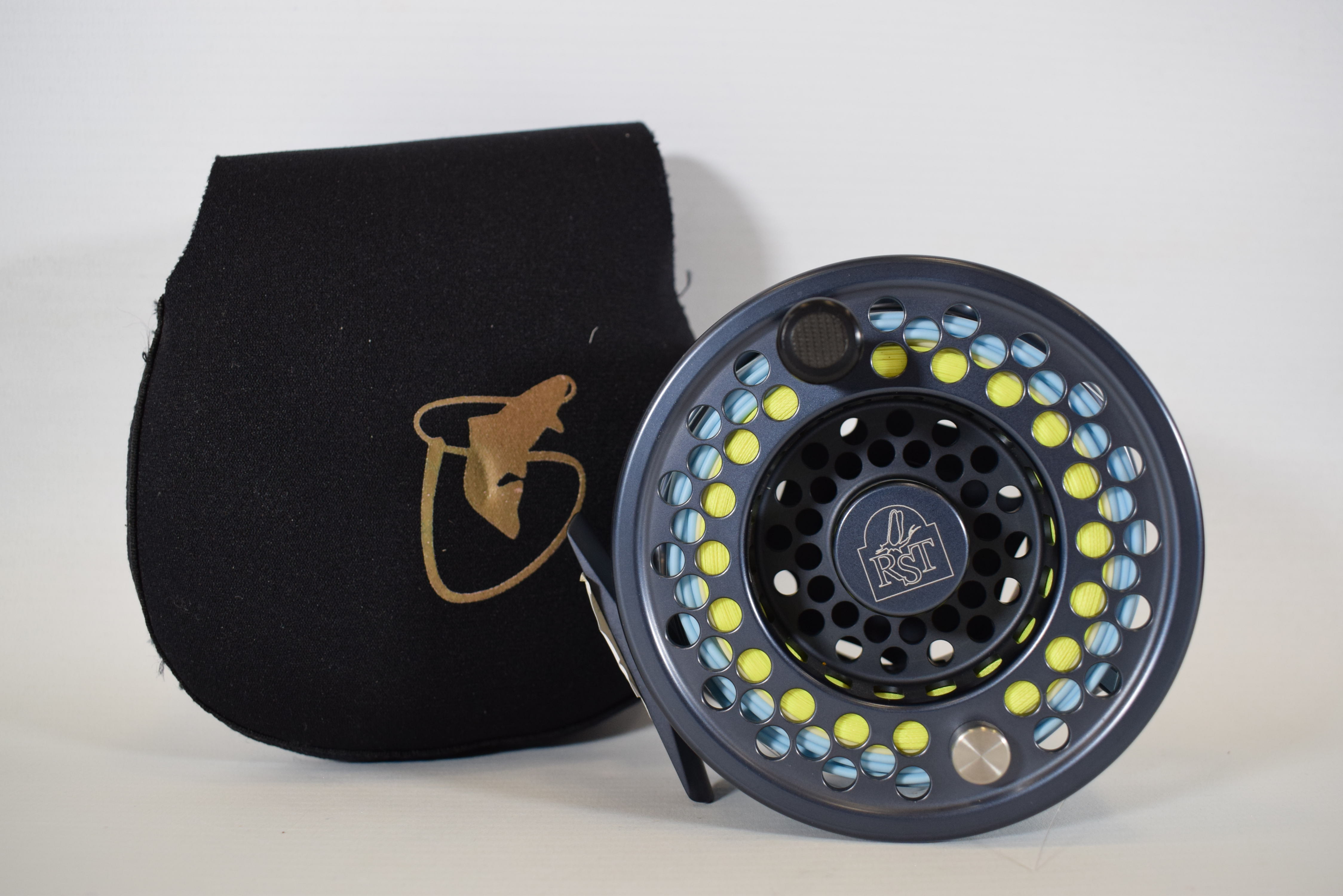 RST Zirkon II/3 Fly reel with soft pouch.