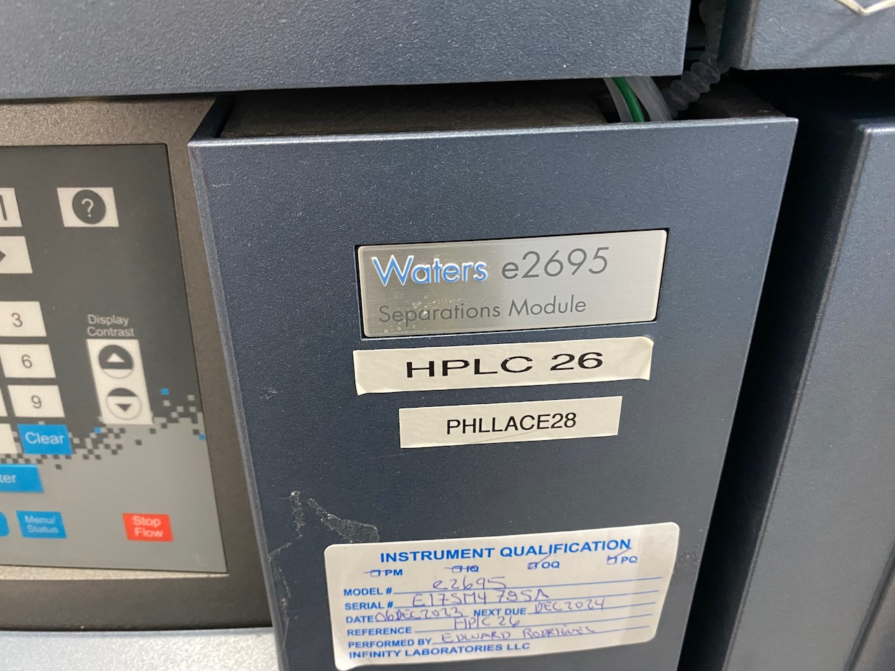 Waters Alliance HPLC System Includes e2695 Separations Module, 2489 UV ...