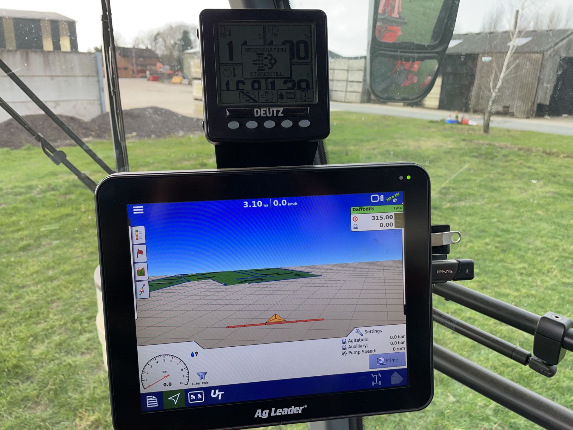 (22) SAM Horizon 3000 self-propelled 4wd sprayer•24/28m Gullwing ...