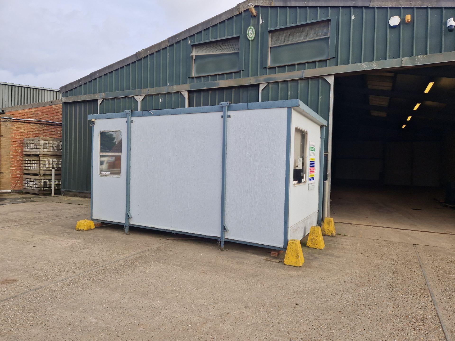 Portacabin 20ft long sold in situ