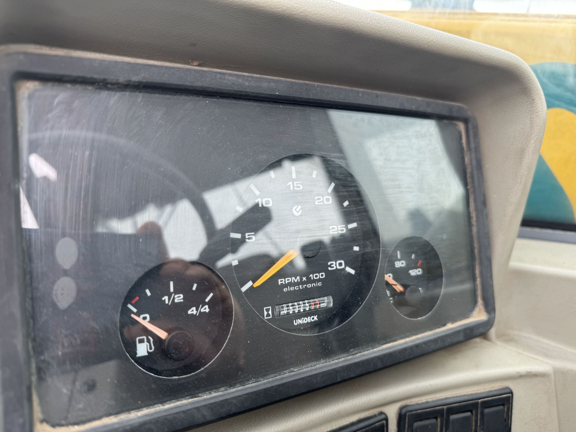 (98) Sanderson TL6, 4wd Teleporter with 5,280 hrs Reg R107 LVL with ...