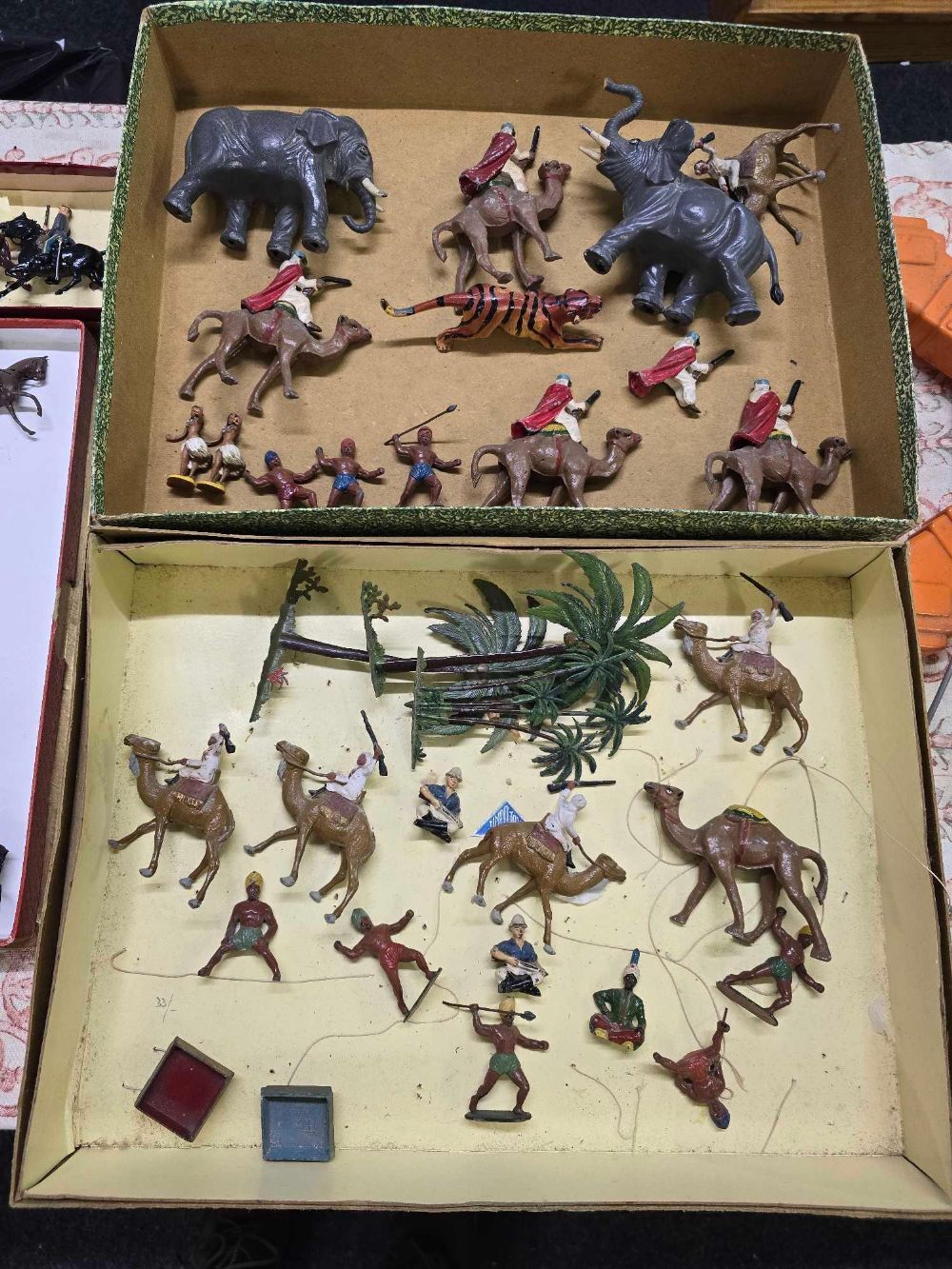 BOX WITH A TIMPO BIG GAME HUNTING LEAD FIGURES & ARAB HORSEMEN ON CAMELS
