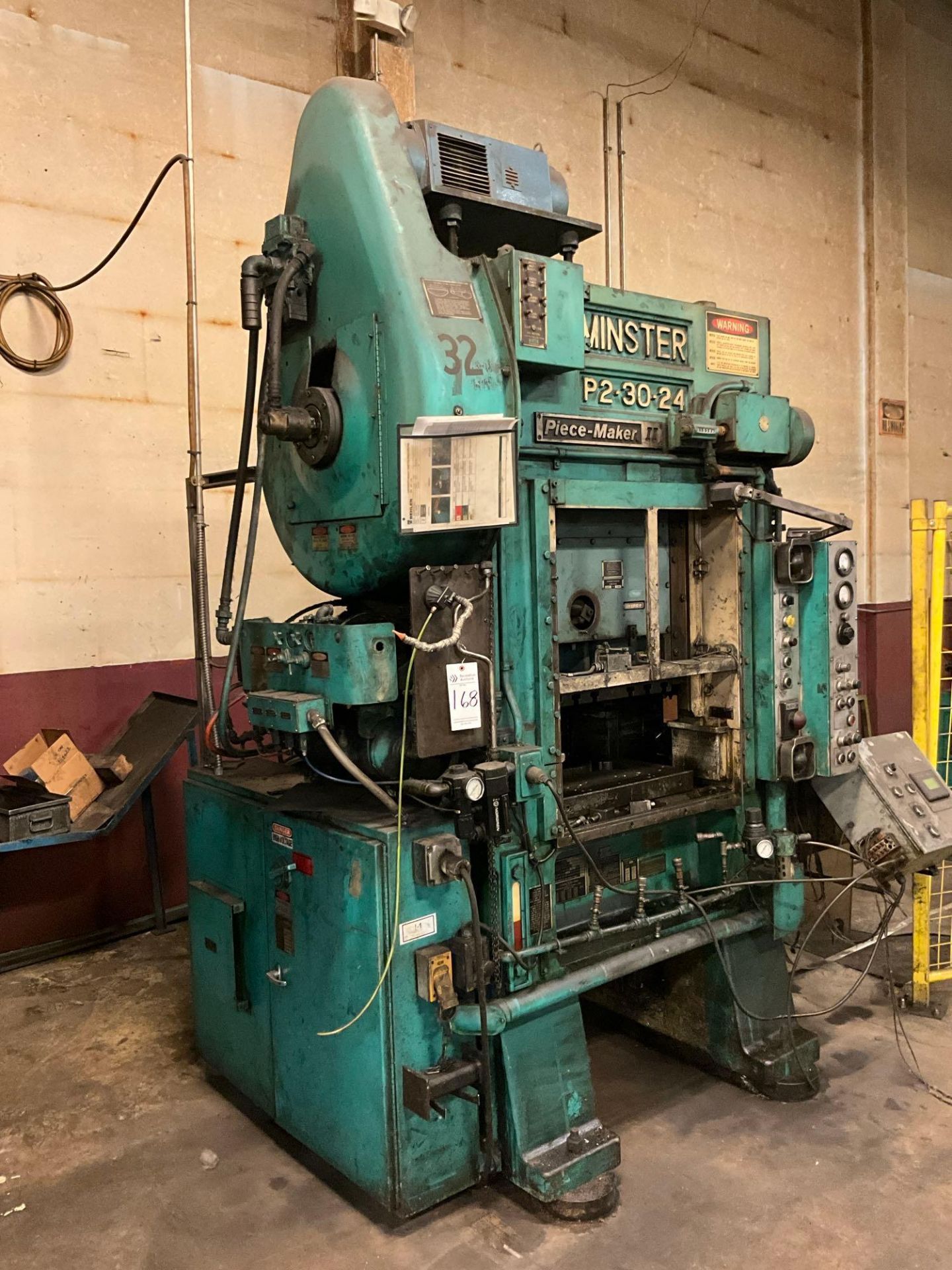 MINSTER P2-30-24 PRESS. BOLSTER SIZE 24 X 20, STROKES PER MINUTE 0–400 ...