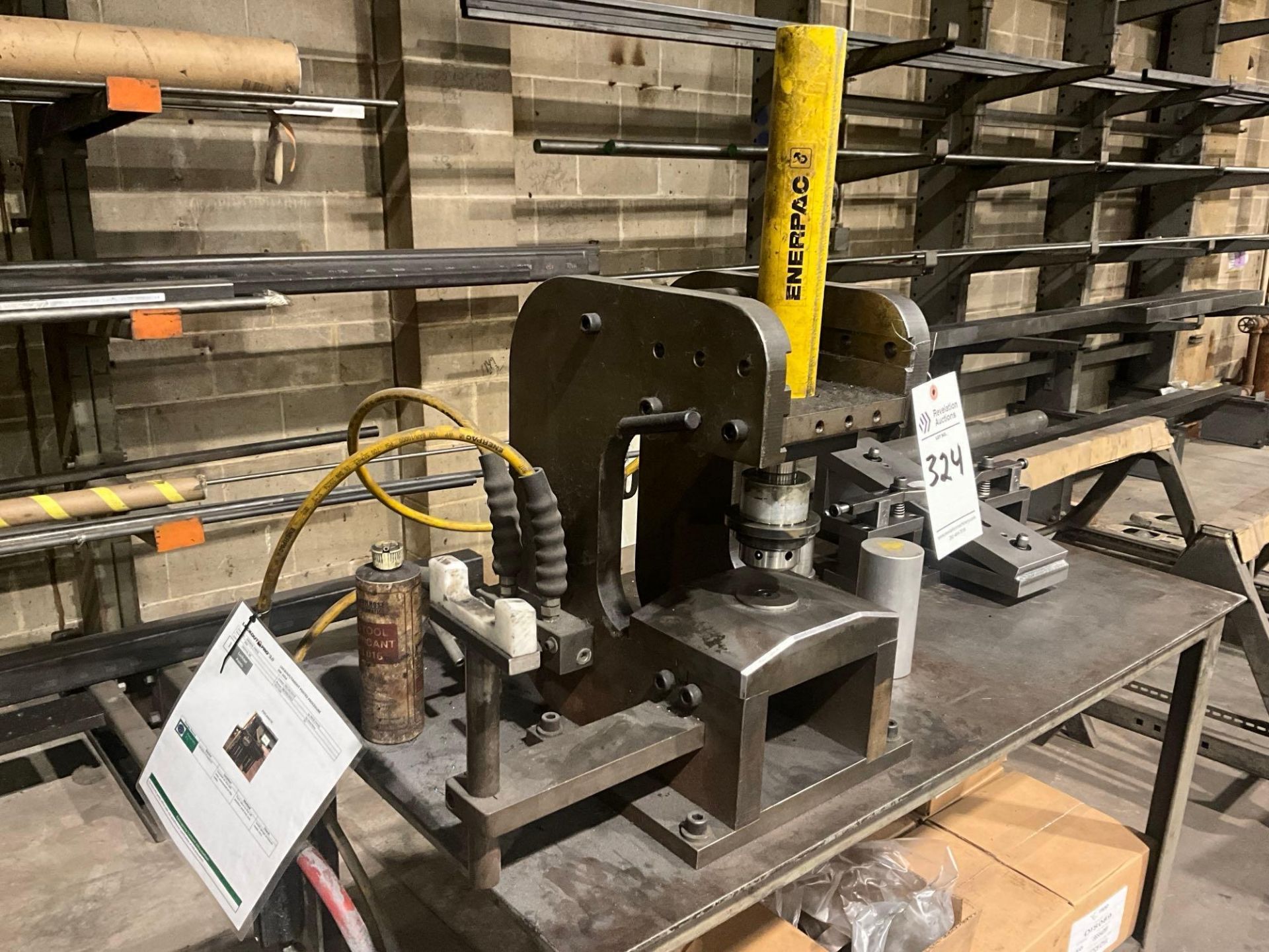 PNEUMATIC PRESS WITH BENCH AND JIG