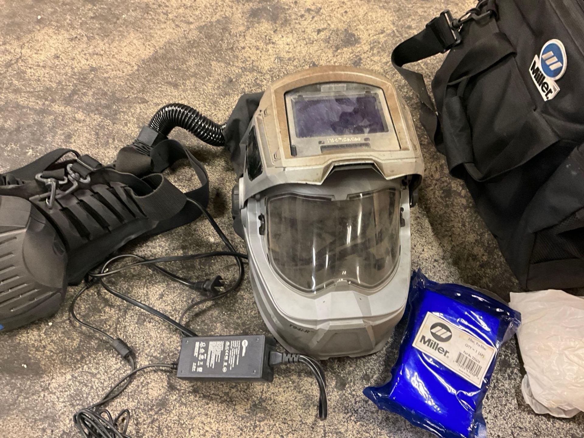 MILLER POWERED AIR PURIFYING RESPIRATOR MODEL 235936