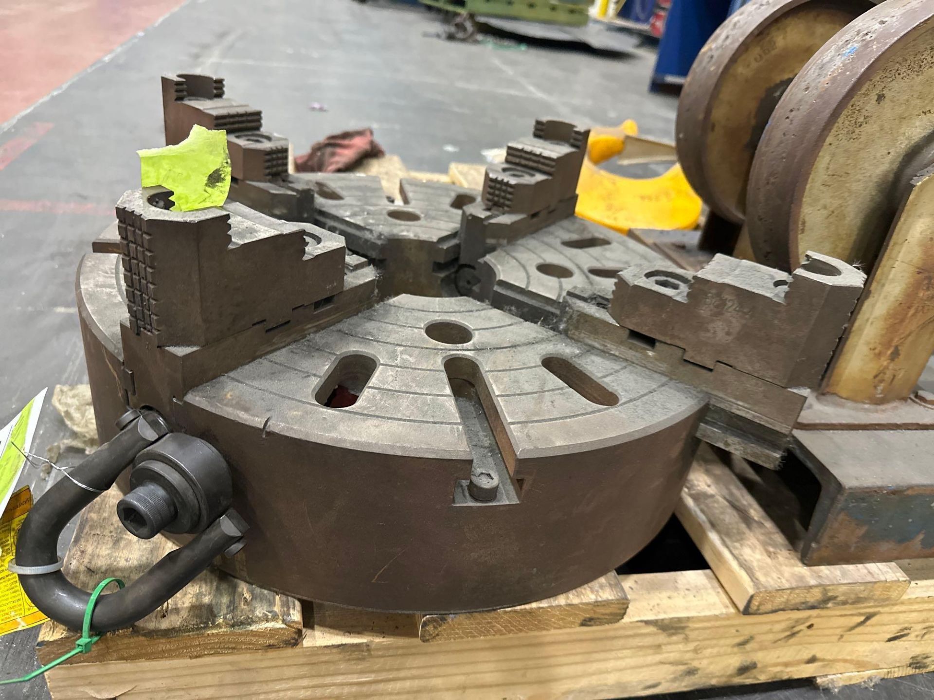 20” 4 JAW BUCK CHUCK