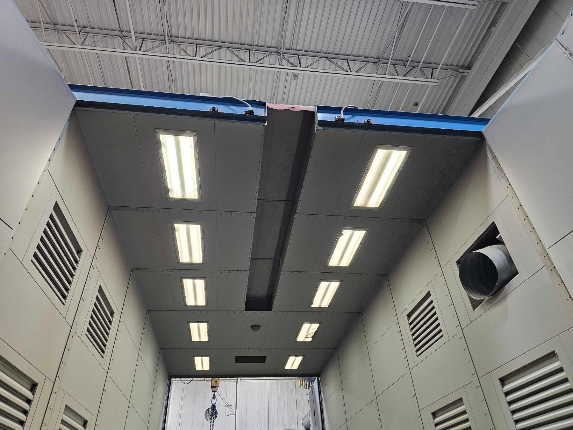 GFS BLASTING BOOTH 16'W X 34'L X 17'9"H OVERHEAD CRANE SLOT ALLOWS ...