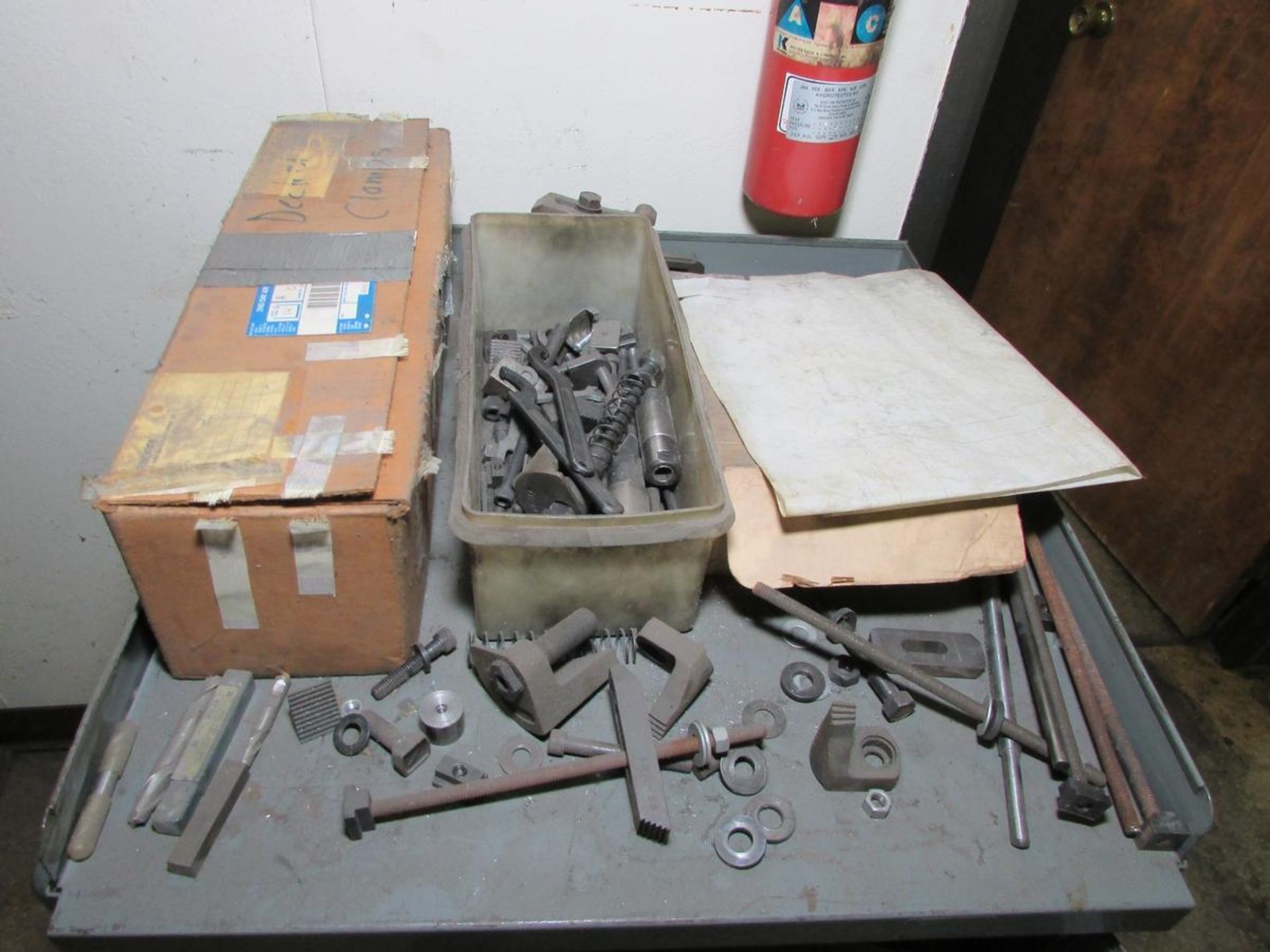 2-DOOR AND 1-DOOR STORAGE CABINETS WITH ASSORTED DECKEL PARTS ...
