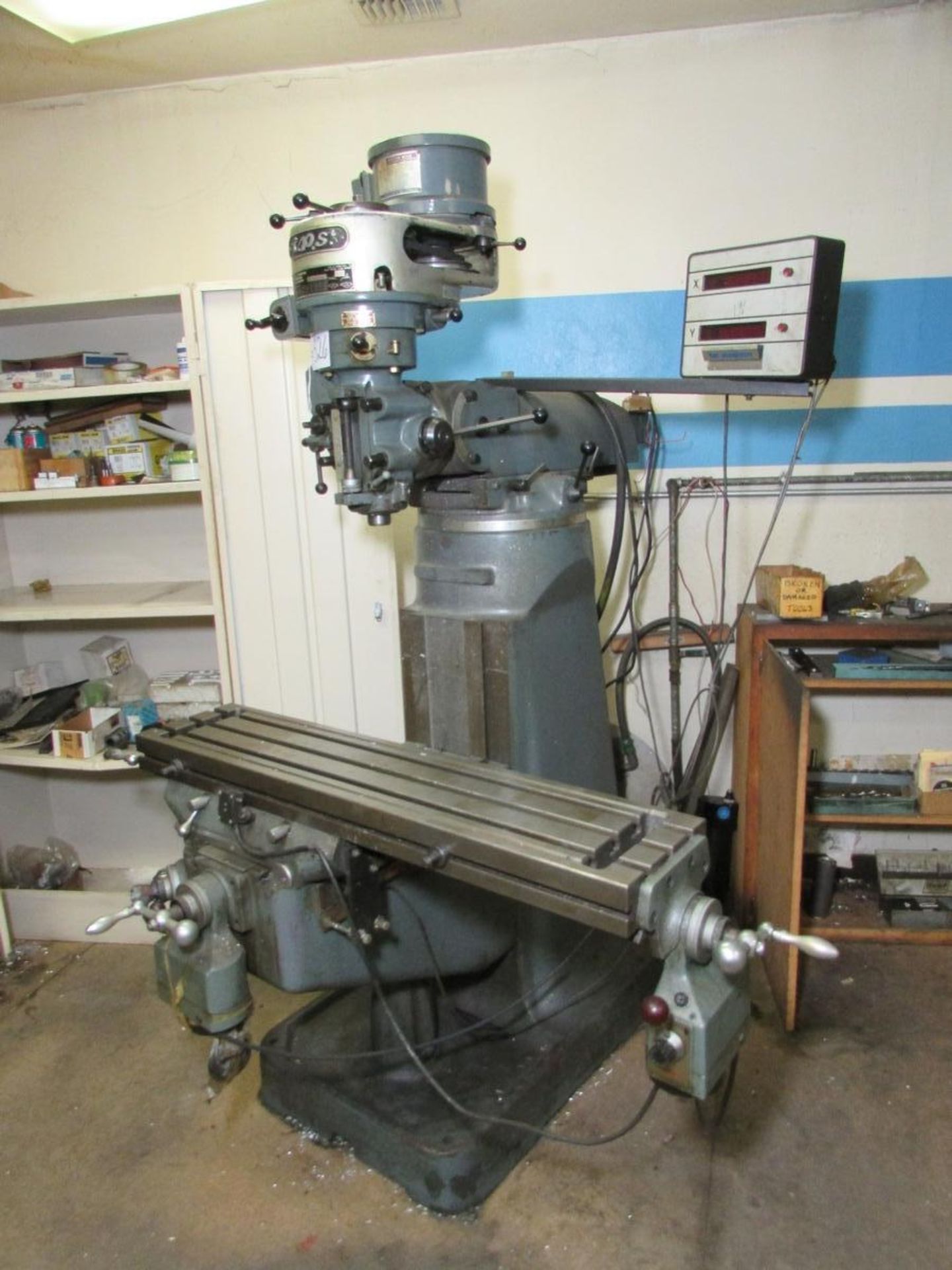 IPS VERTICAL MILLING MACHINE 42"X9" T-SLOTTED TABLE WITH SERVO TABLE ...
