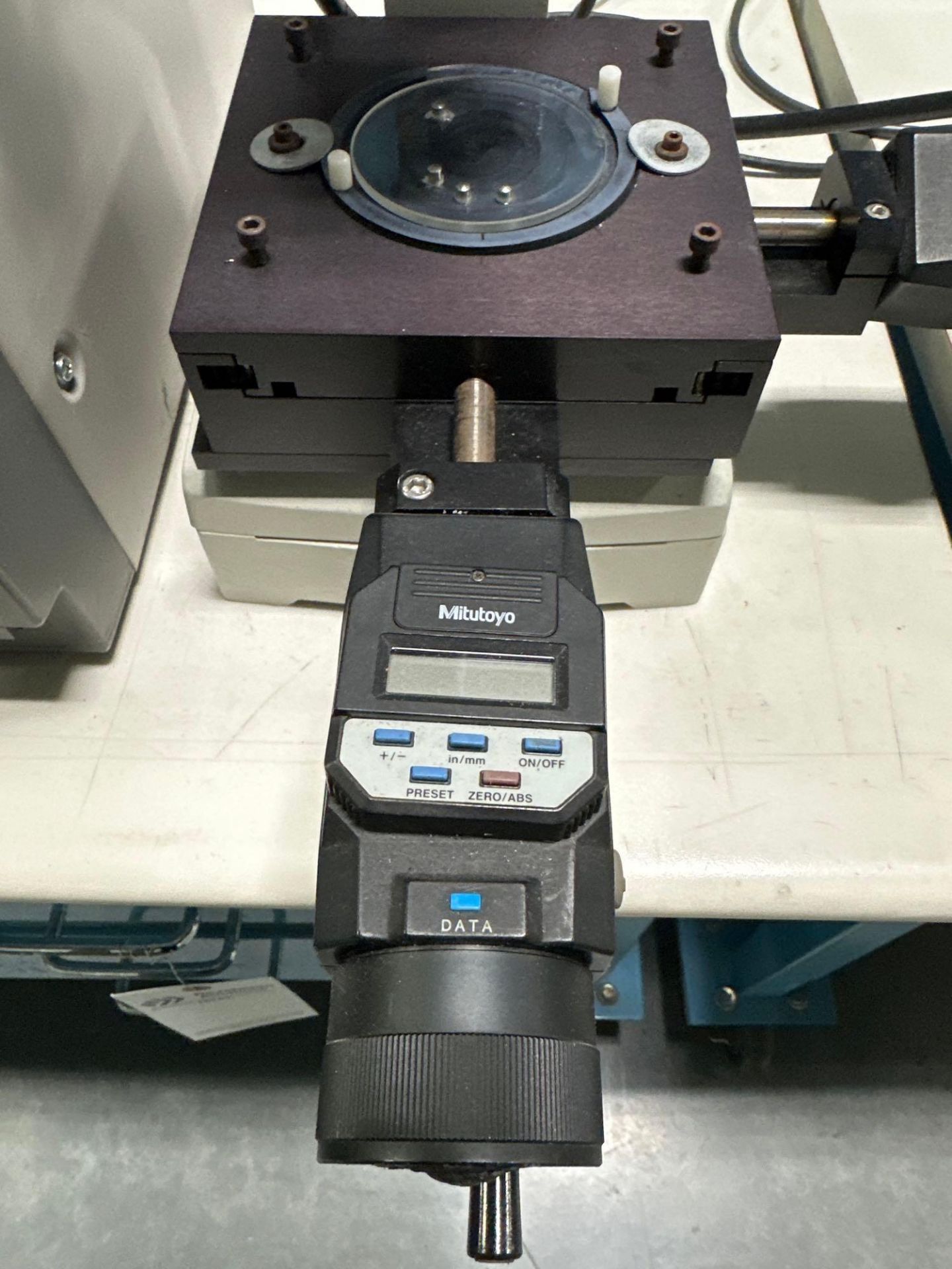 JAVELIN JE13SCV VIDEO MEASURING SCOPE SYSTEM INCLUDES: (2) MITUTOYO ...