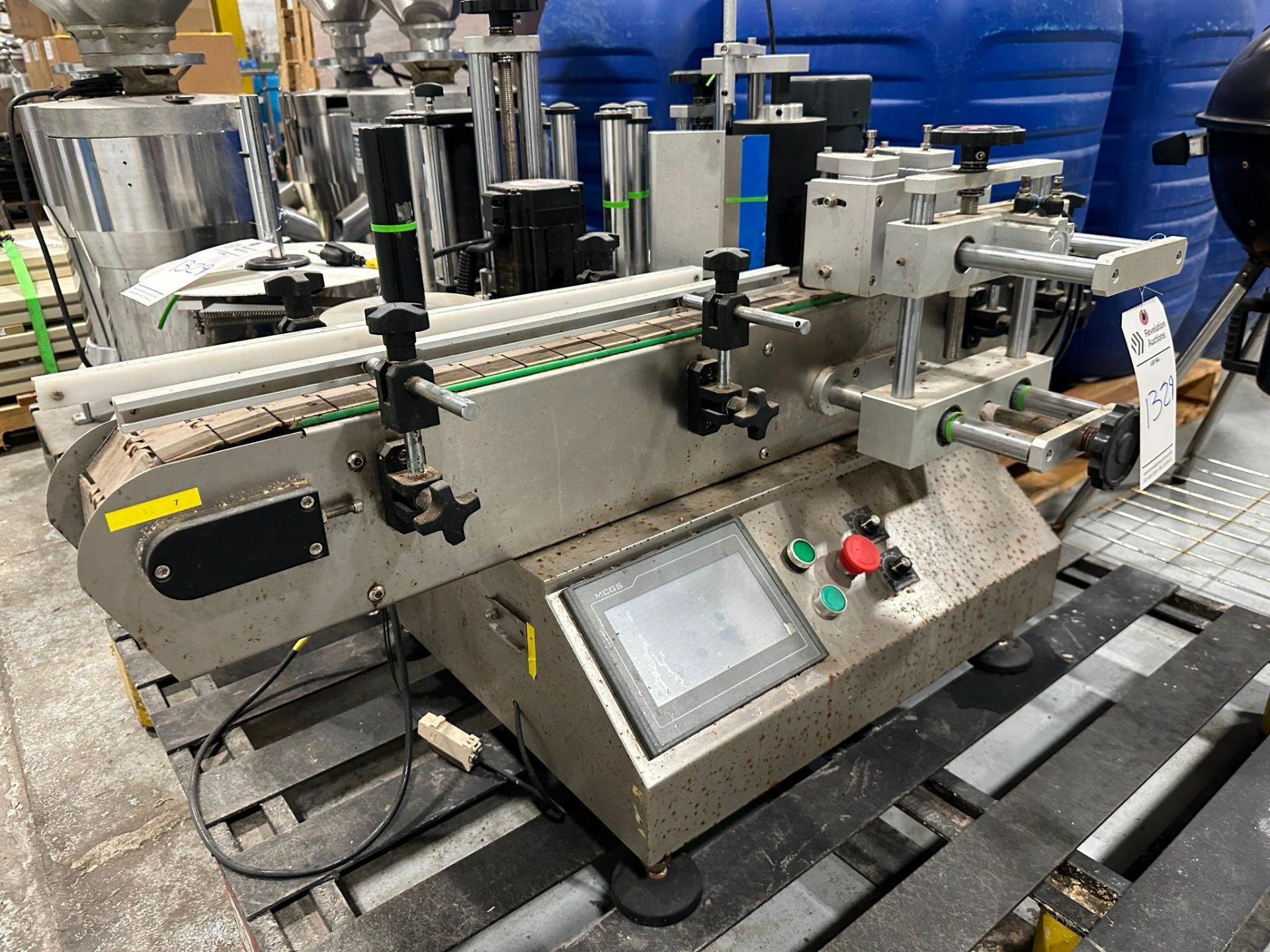 TABLE-TOP WRAPAROUND LABELER Item Location - Cincinnati, OH