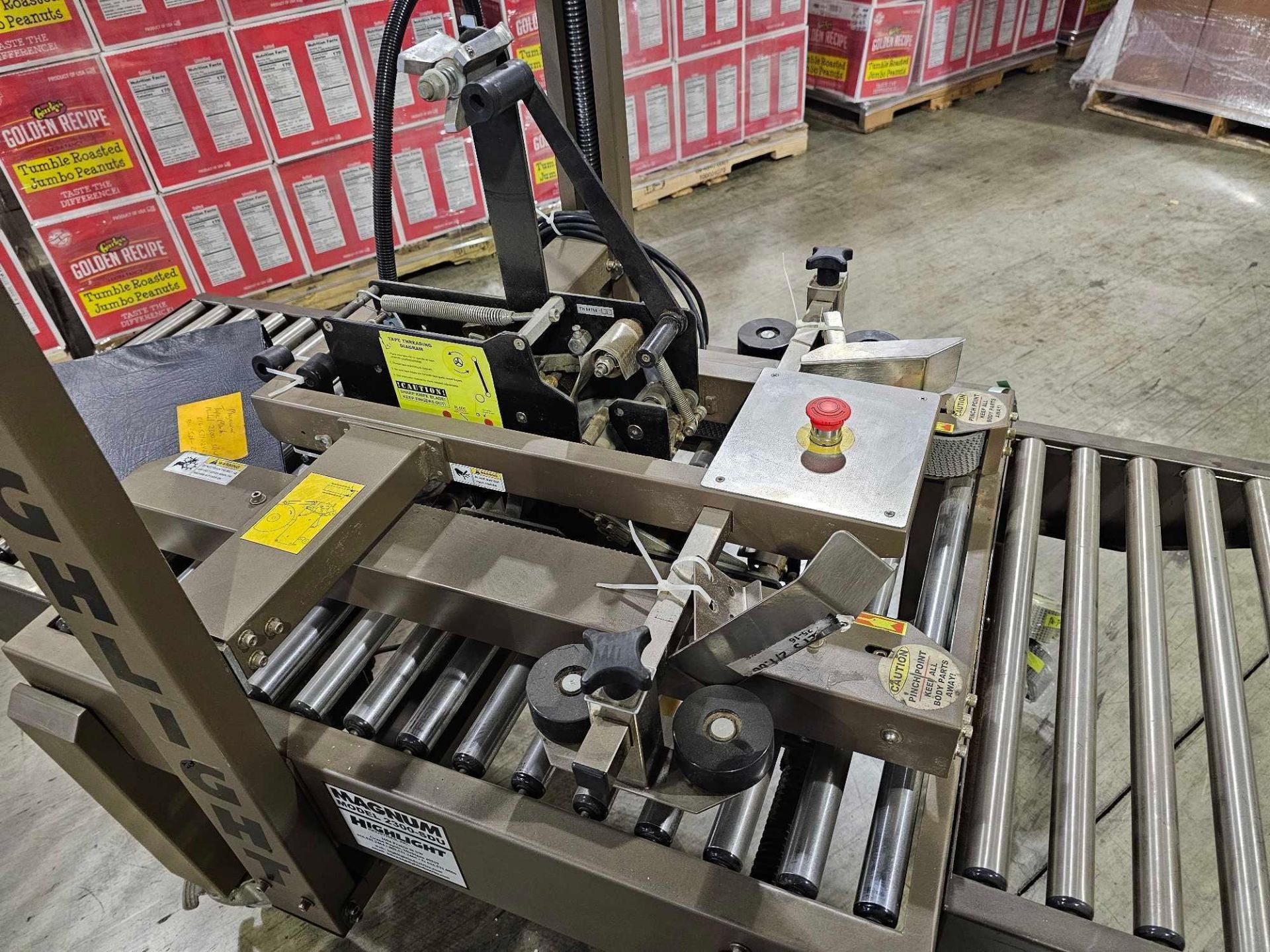 HIGHLIGHT MAGNUM 2300-SDU ADJUSTABLE TOP AND BOTTOM CASE SEALER ...
