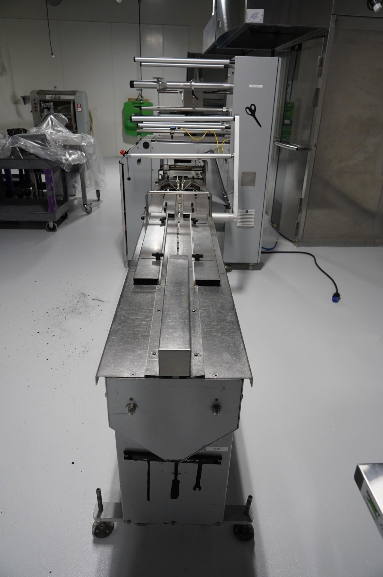 BOSCH PACK 101 WRAPPER FULLY OPERATIONAL AND RECENTLY IN USE, OPERATOR ...