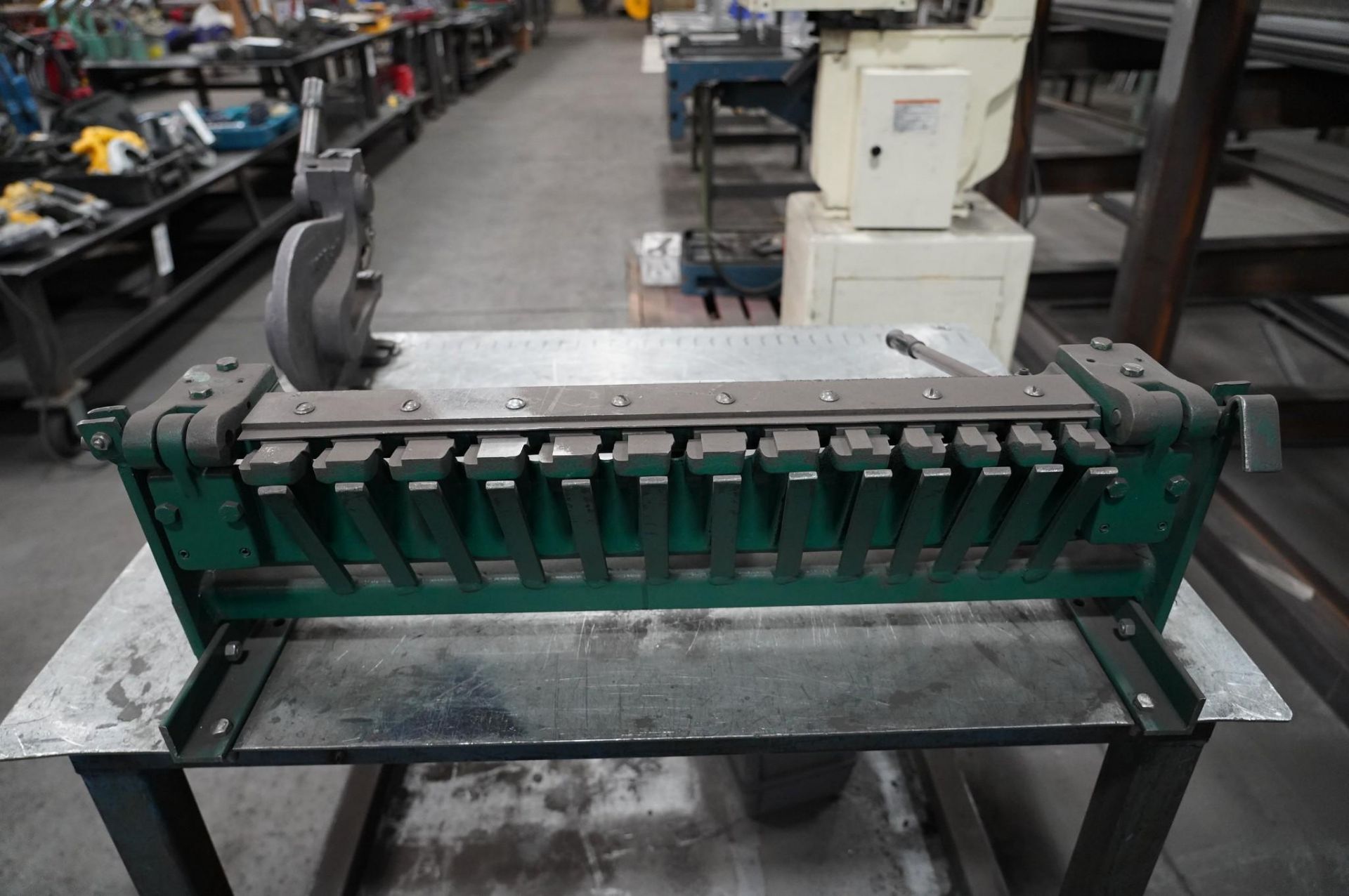 TENNSMITH / HEINRICH CB24/MODEL 6 GAUGE 20 24'' CLEAT BENDER AND DEEP ...