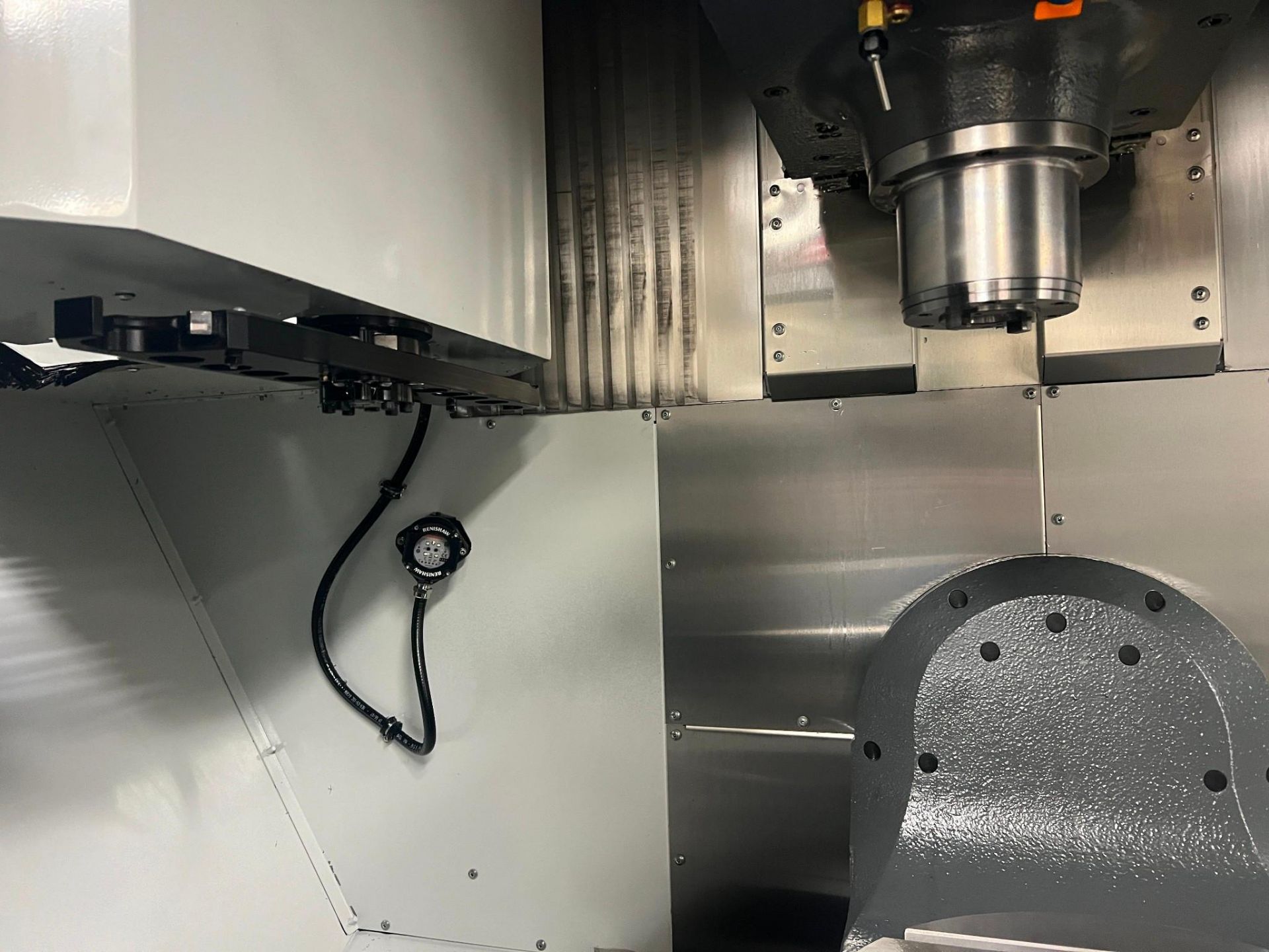 HAAS UMC-500SS, 2021 - TSC, WIPS, WIFI CAMERA, 15,000 RPM, 50+1 SIDE ...