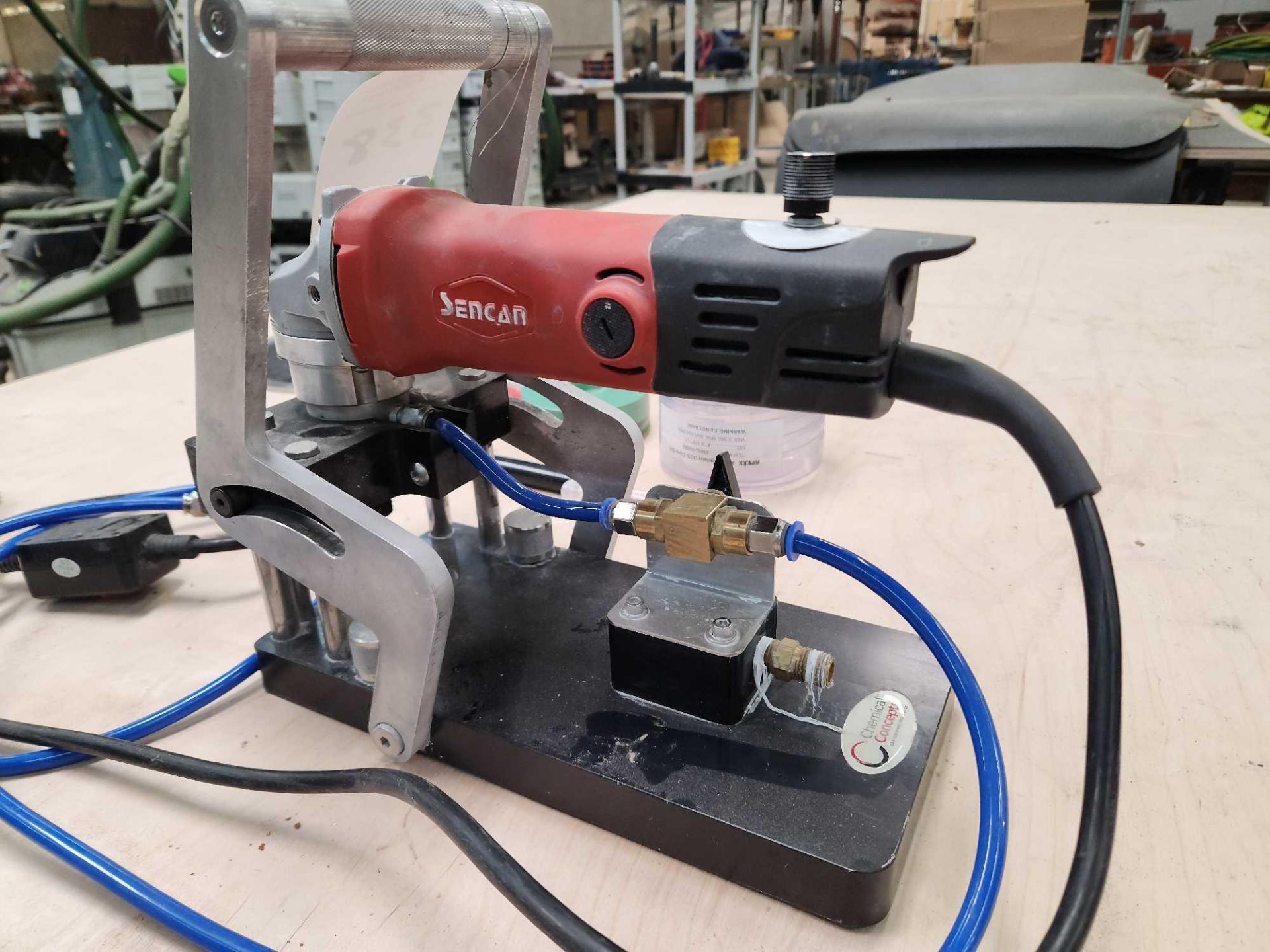 SENCAN STONE ANGLE GRINDER ATTACHED TO A KDM115 KIT WITH ACCESSORIES IN ...