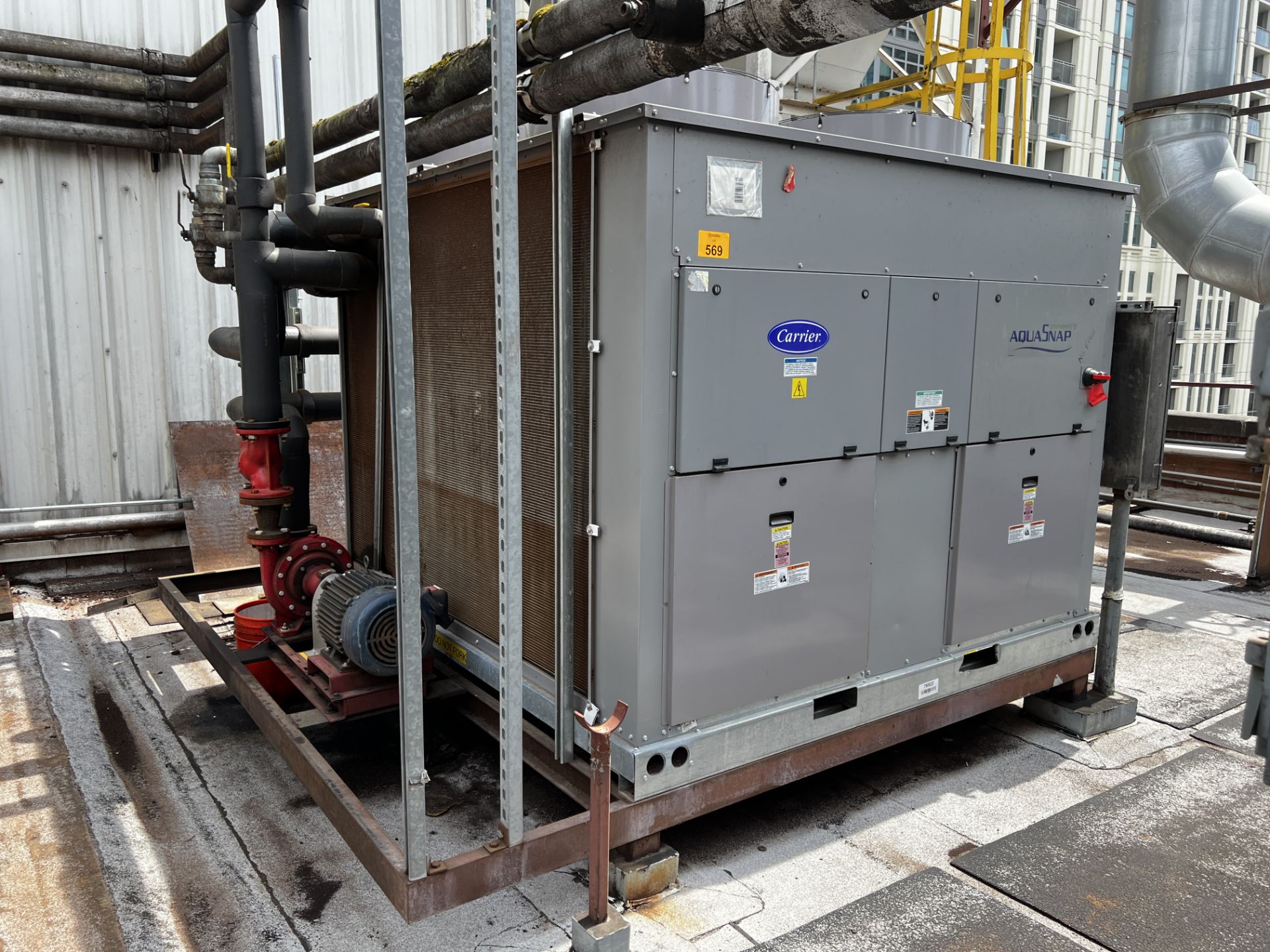 Carrier chiller, Aqua Snap series, model 30RAP0606FC0G100, s/n ...
