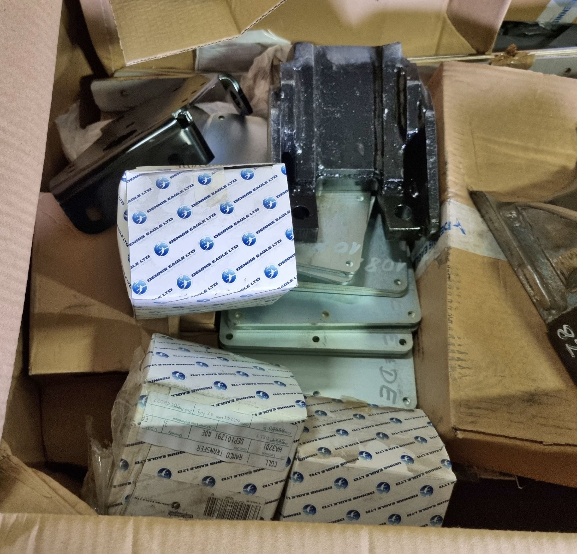 Vehicle parts - seat belts, washers, nox sensors, fuses, companion ...