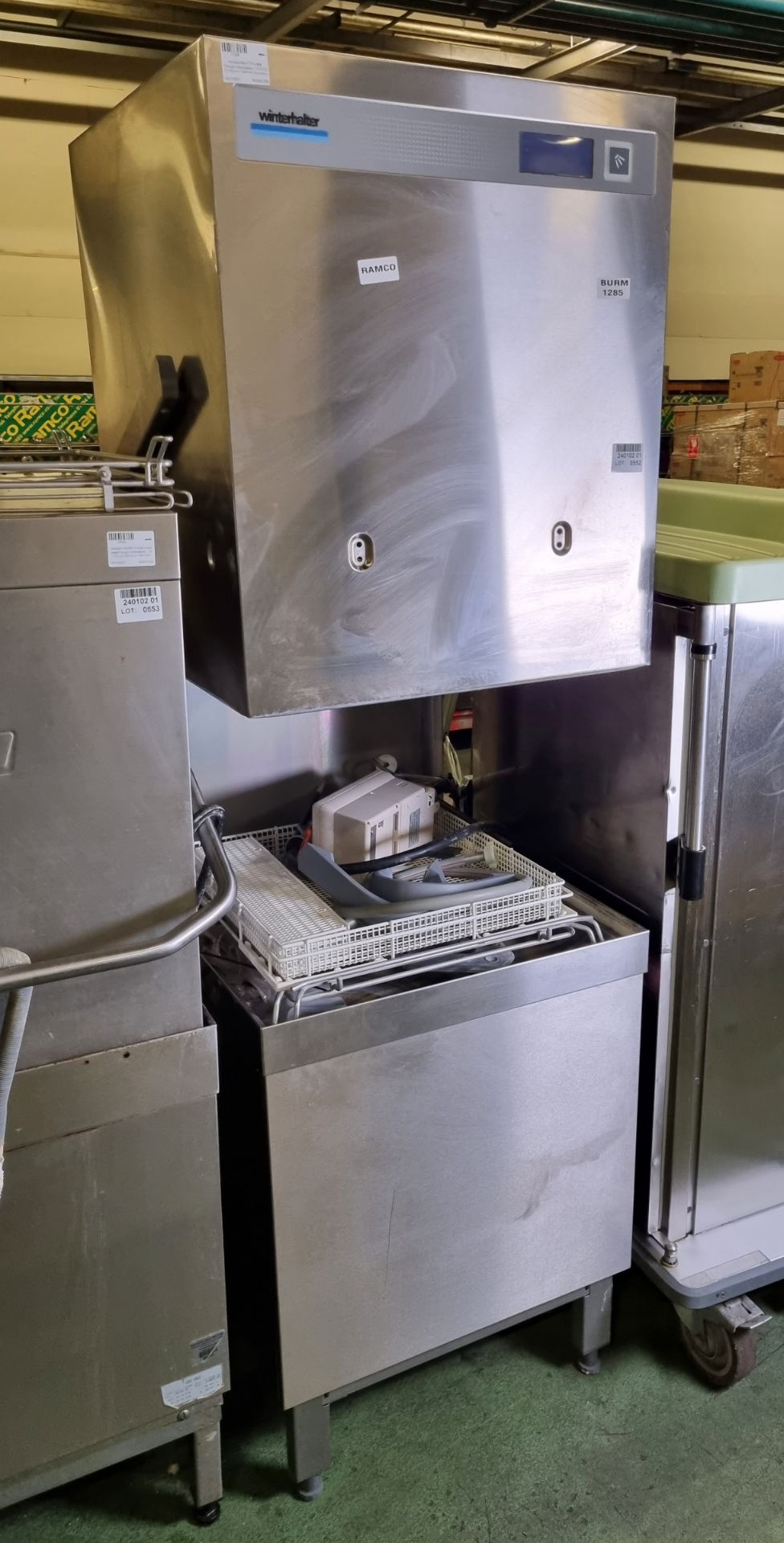 Winterhalter PT-M pass through dishwasher - W 610 x D 740 x H 1600mm