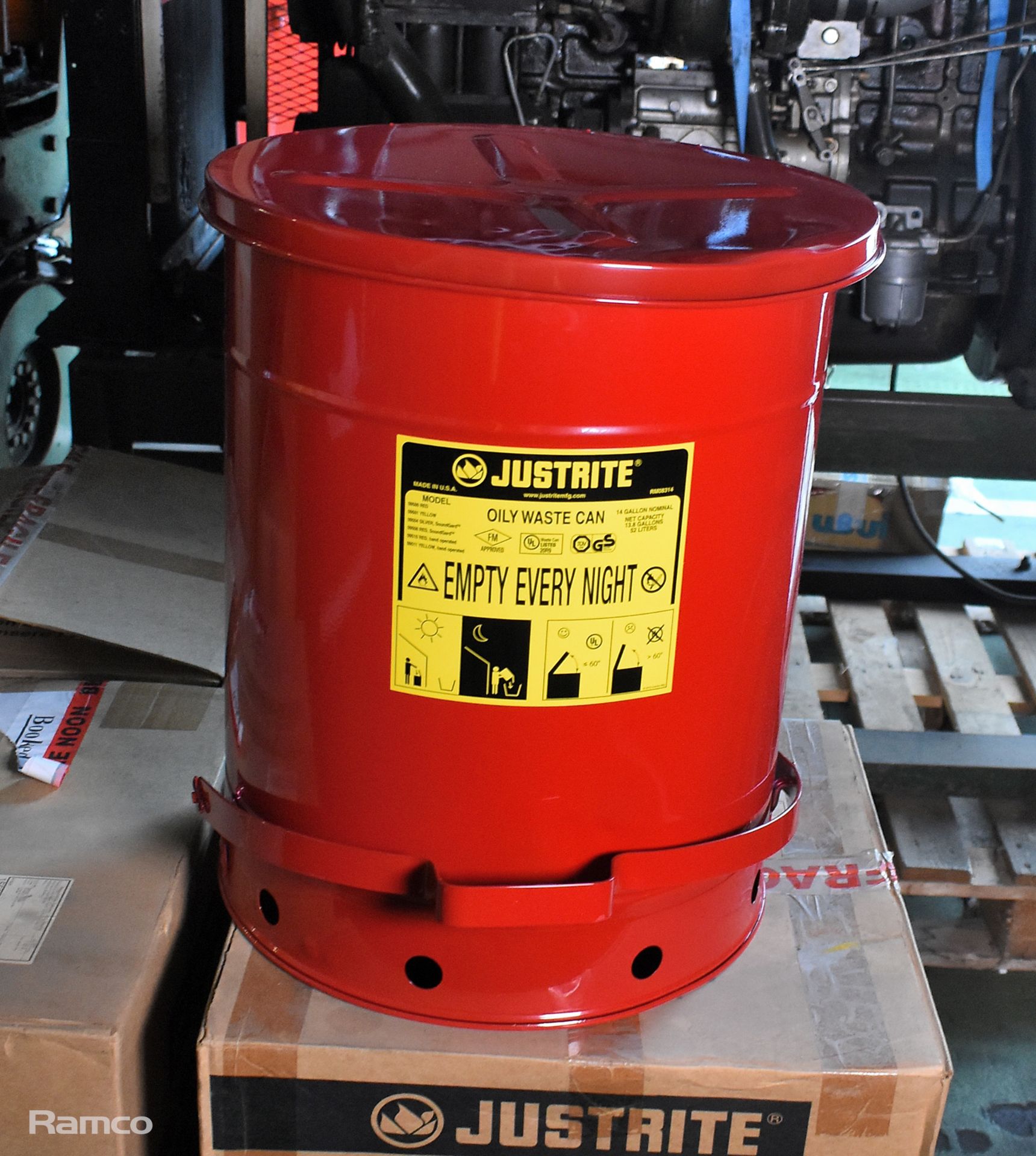 4x Justrite 09500 oily waste cans - capacity 14 gallons (52 litres)