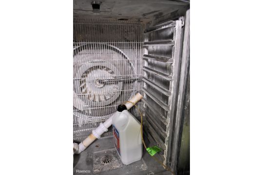 Hobart Bonnet EquaJet electric stainless steel combi oven - W 920 x D ...