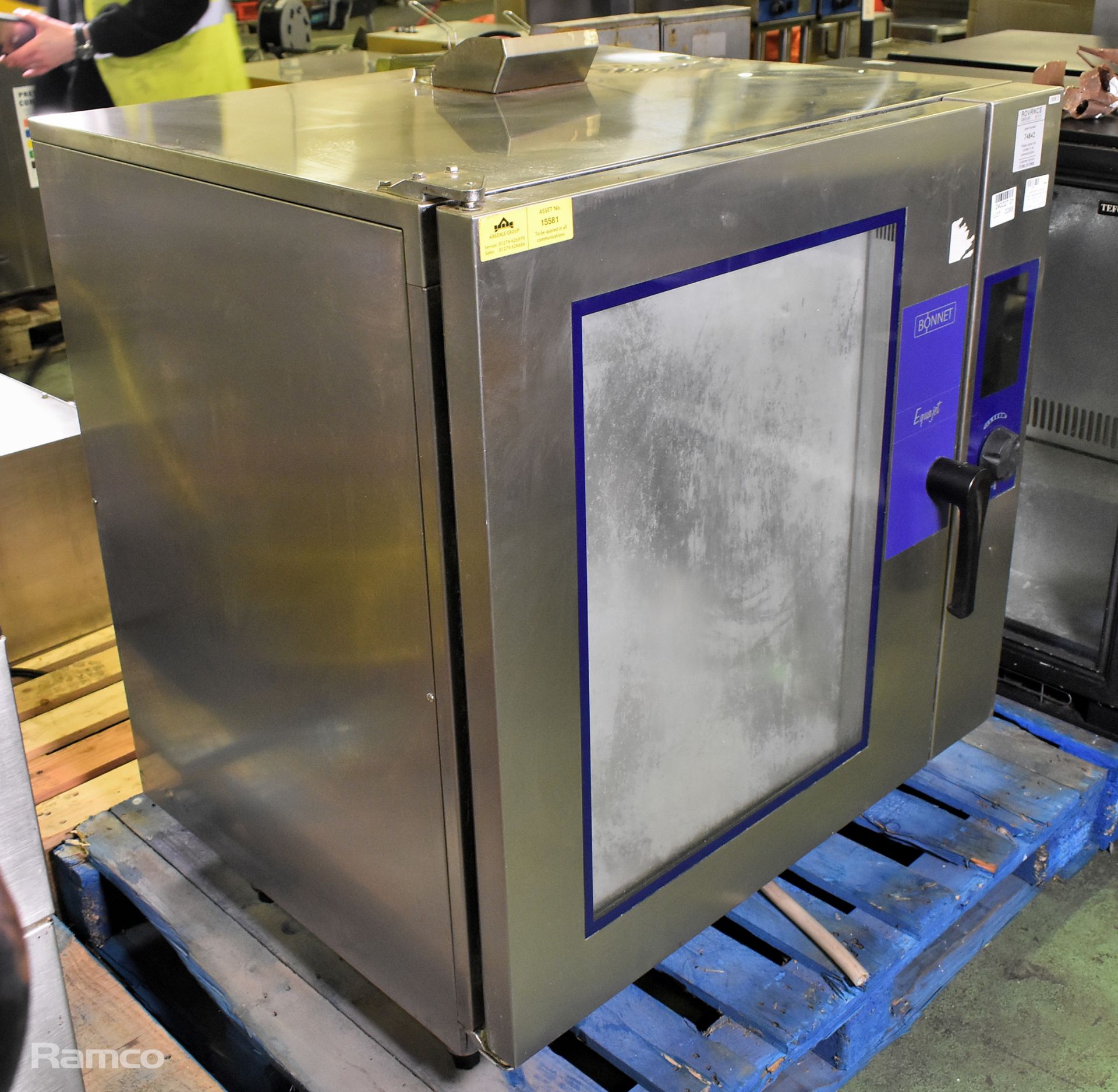 Hobart Bonnet EquaJet electric stainless steel combi oven - W 920 x D ...