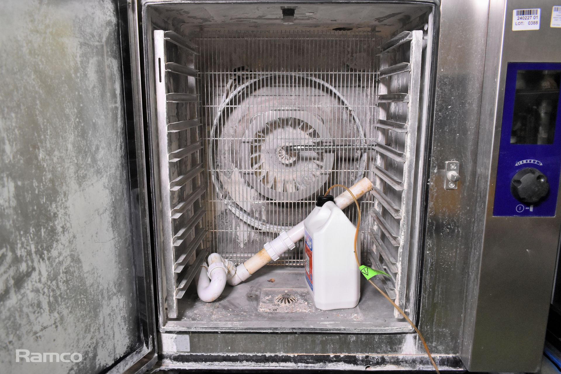 Hobart Bonnet EquaJet electric stainless steel combi oven - W 920 x D ...