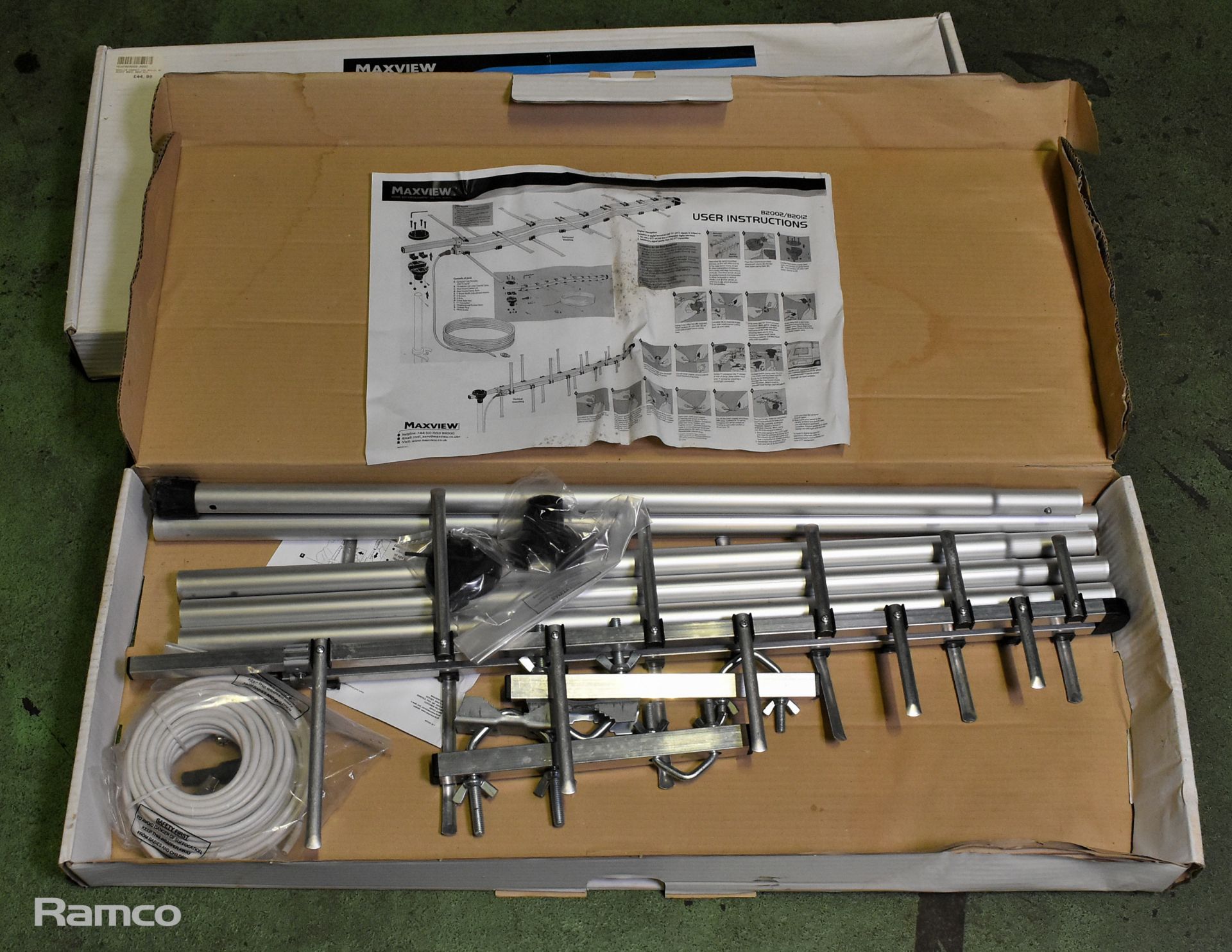 2x Maxview compact TV aerial jockey wheel mast kits