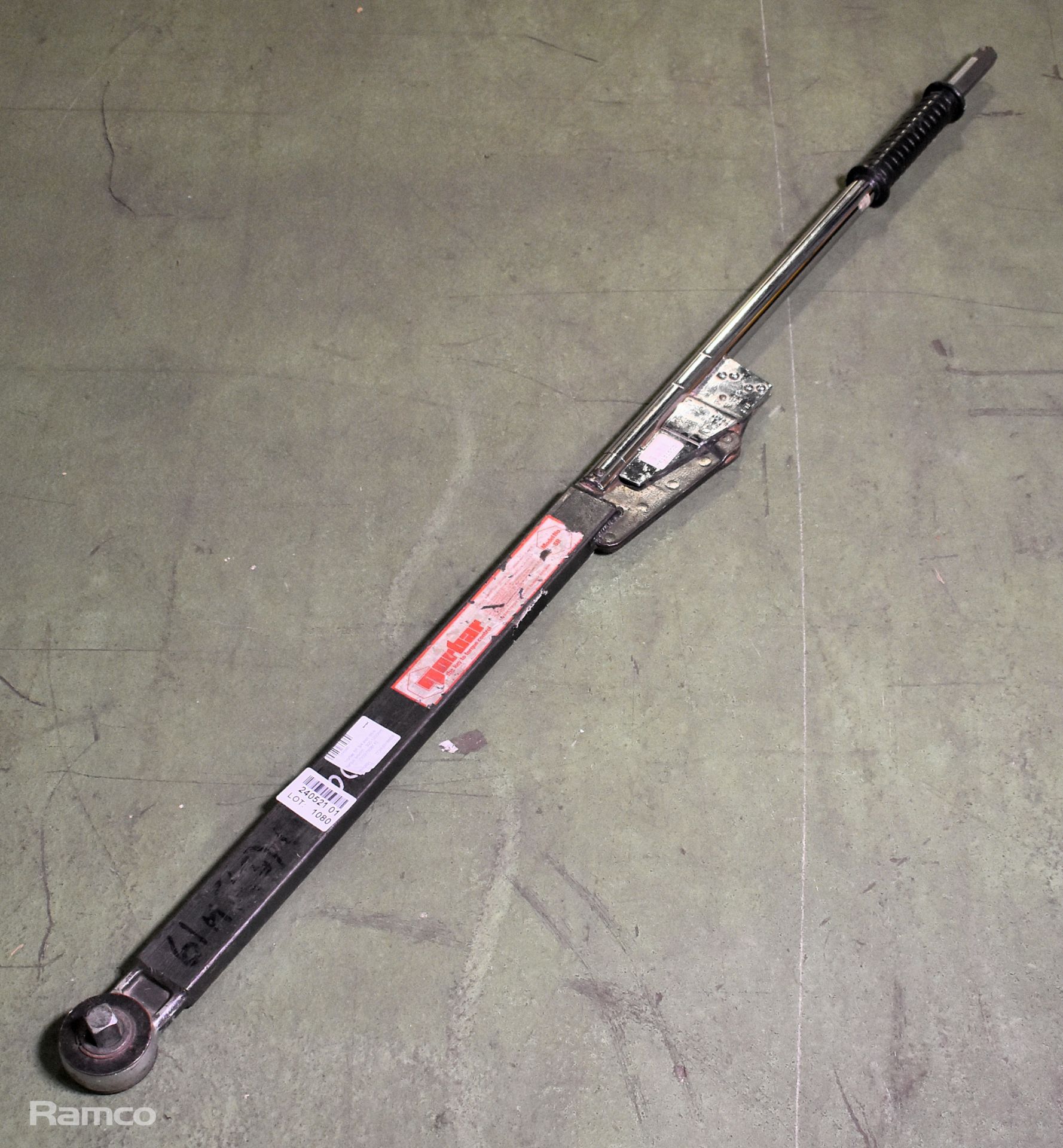 Norbar 5R 3/4 inch drive torque wrench - 300-1000nm (200-750lbf.ft)