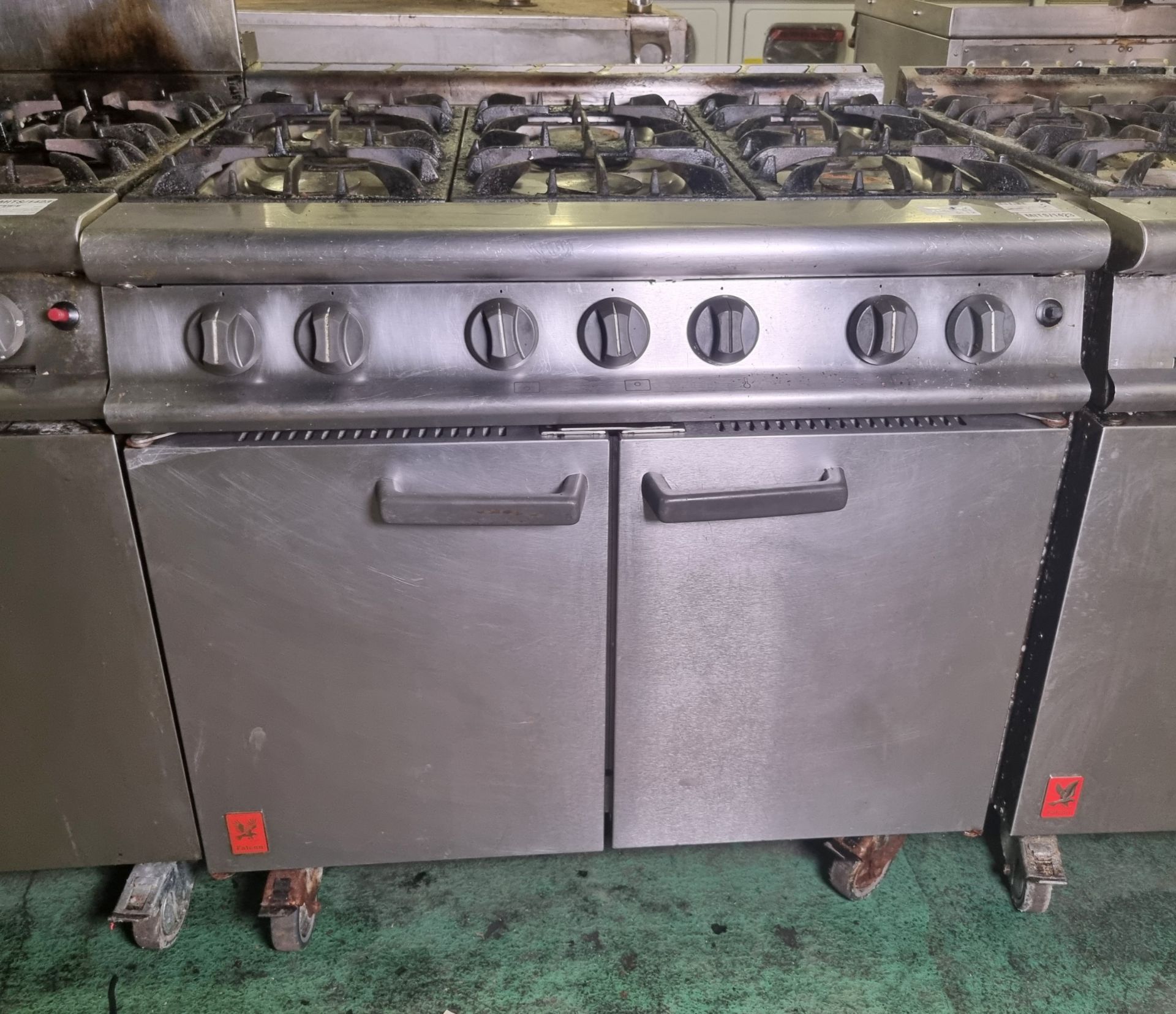 Falcon G3101 stainless steel 6 burner gas oven range - W 900 x D 900 x ...