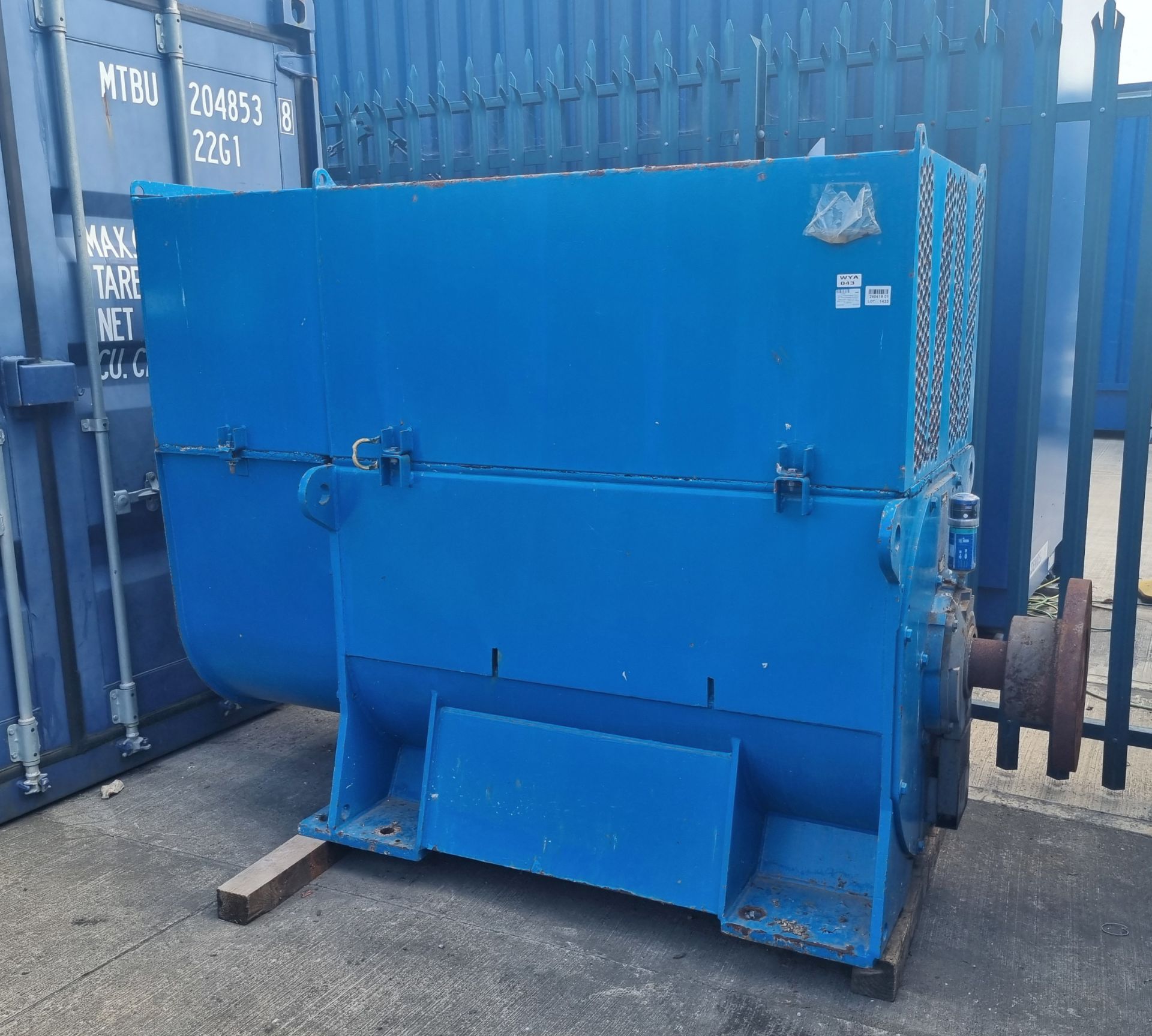 Menzel Elektromotoren TNCC 560 LR6 condensate extraction pump motor ...