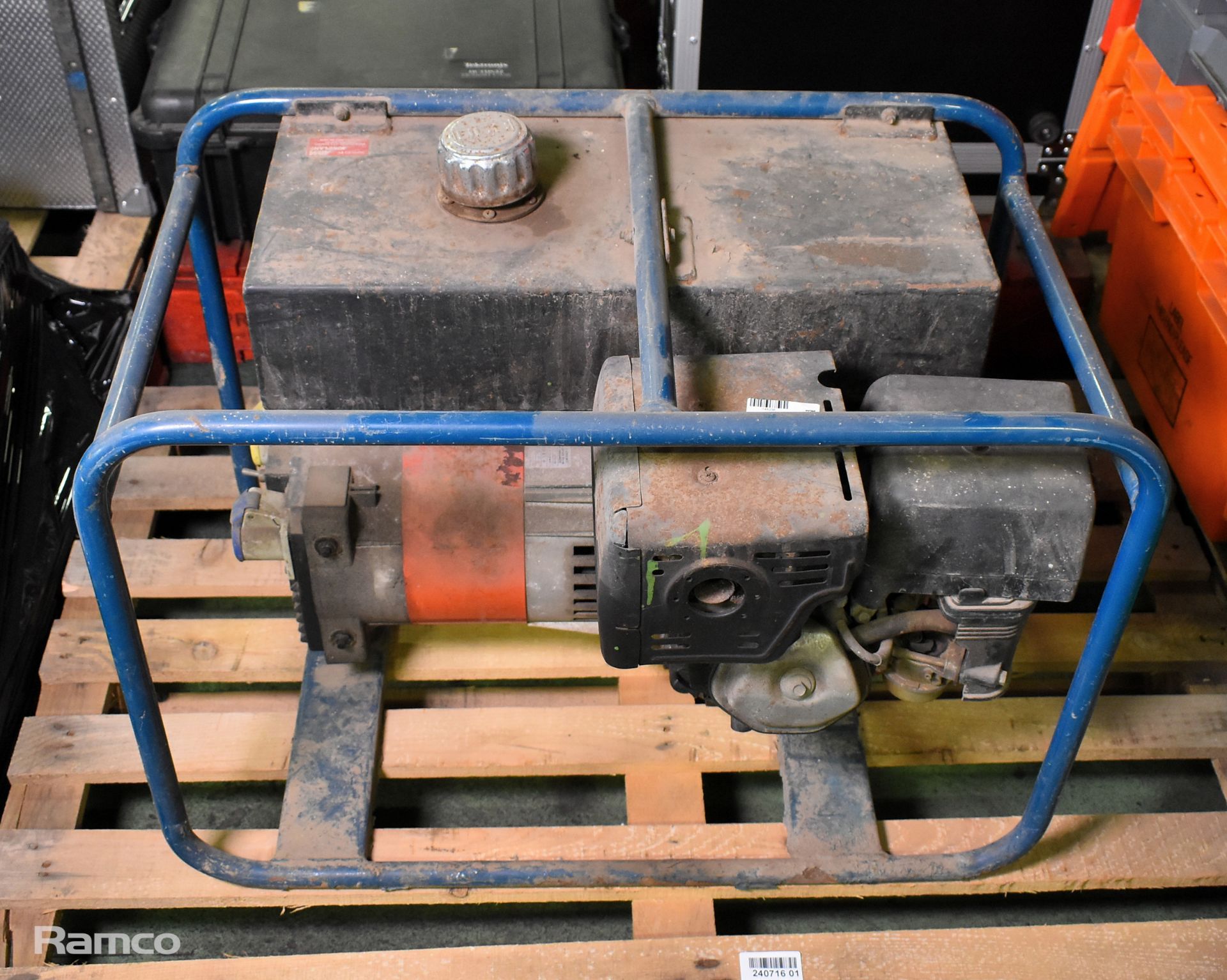 Honda GX240 petrol generator