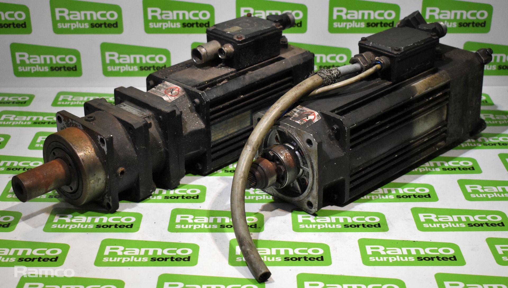 2x Baumuller nurnberg W2S107-AA01-12 & Baumuller nurnberg DSG-56-M and ...