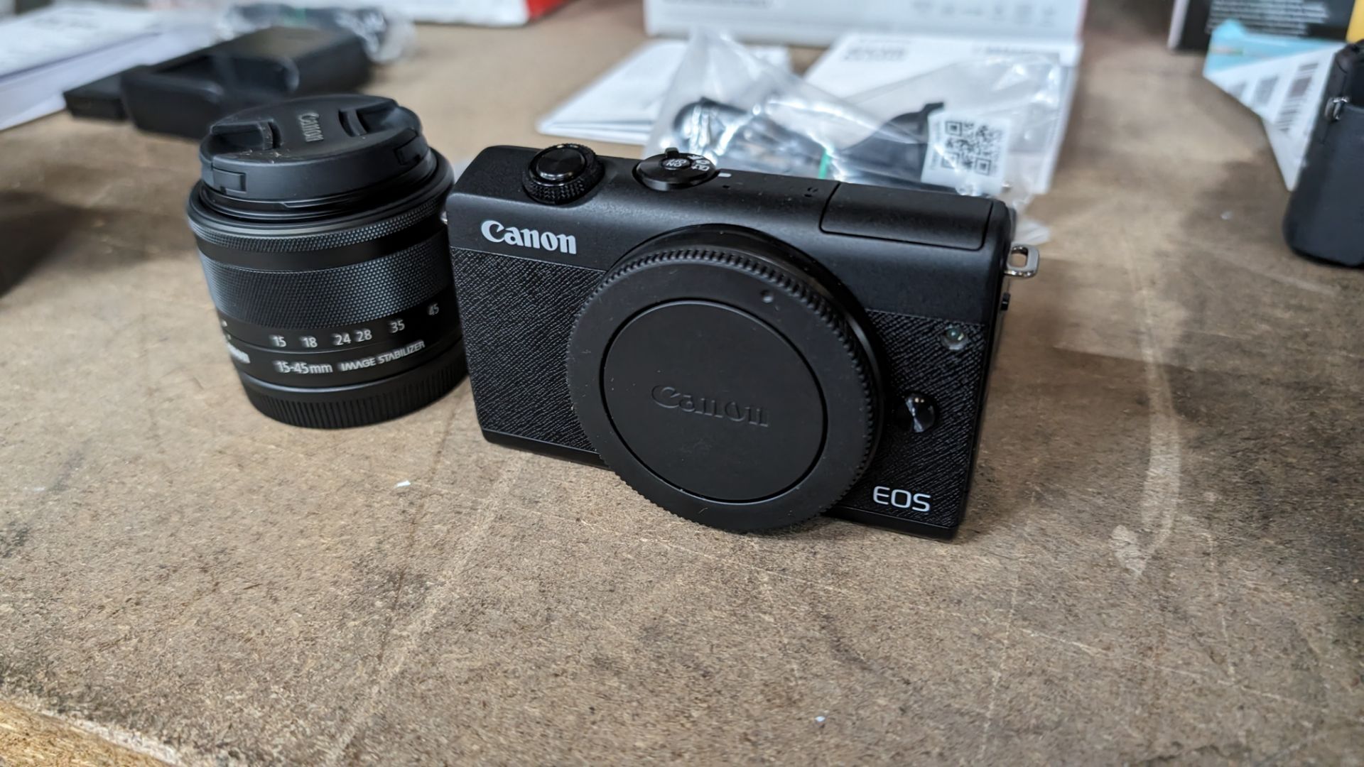 Canon EOS M200 camera kit, including 15-45mm image stabilizer lens ...