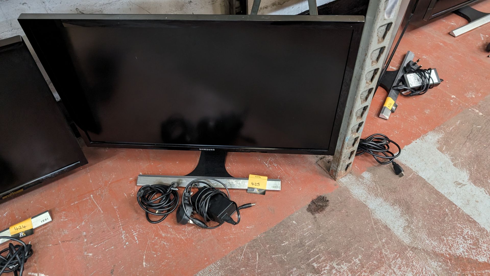 Samsung 28" ultra HD widescreen monitor, model U28E590D, including ...