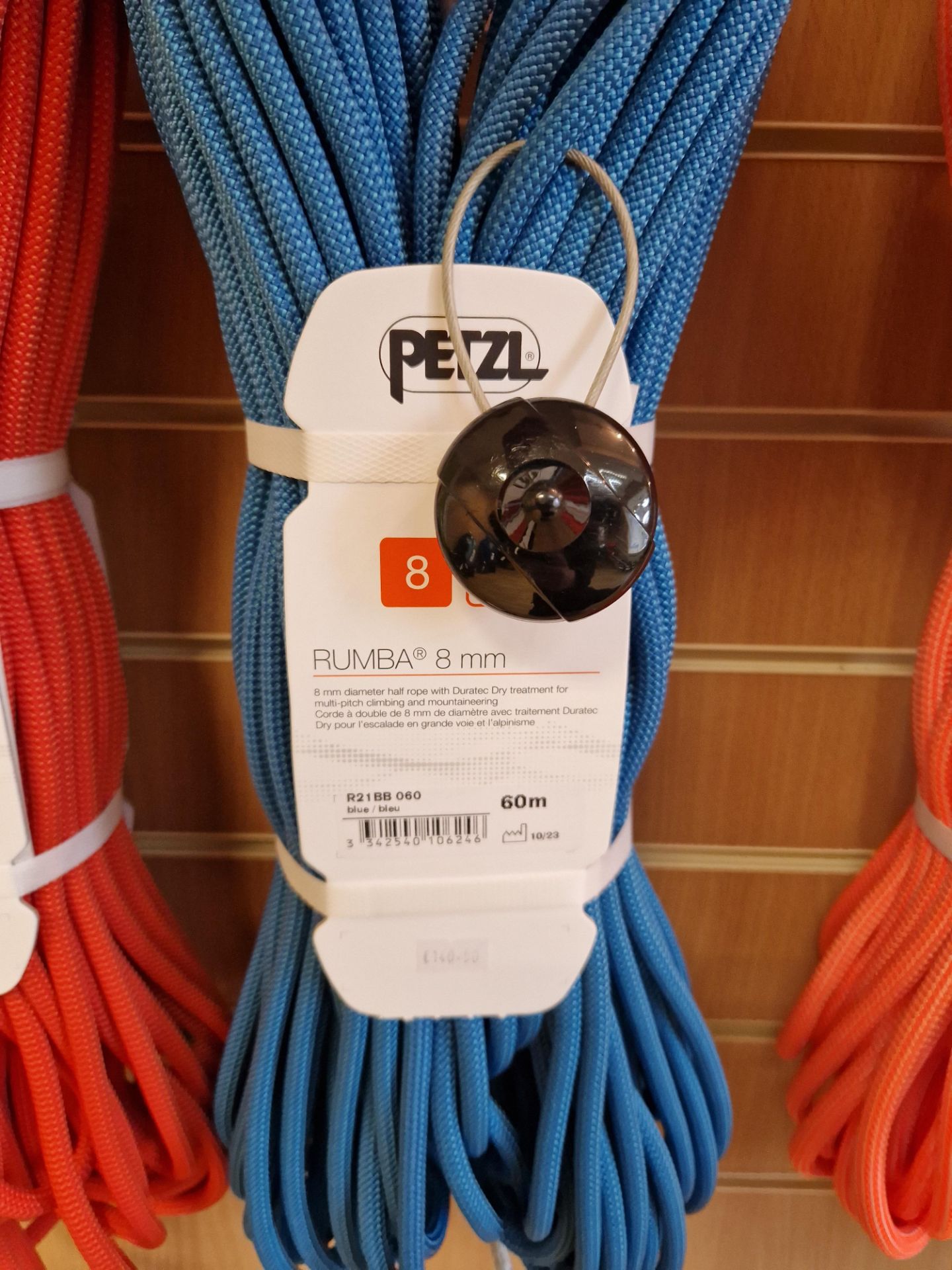 Petzl Rumba 8mm Half Rope, 60m Please read the following important ...