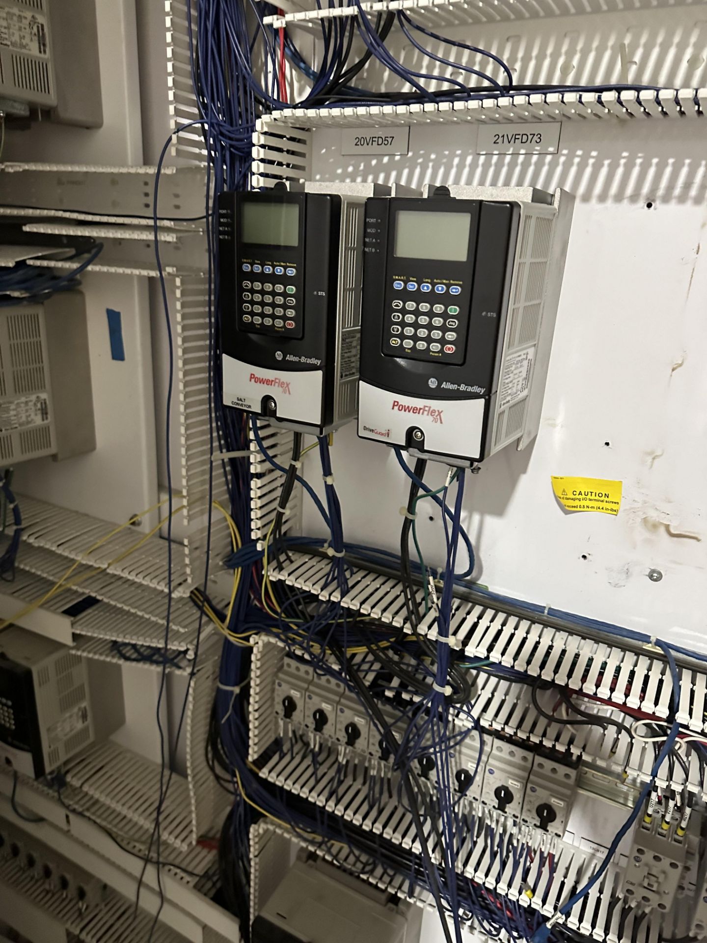 (Located In Springfield, MI) Spooner Vickers Control Panel for Line