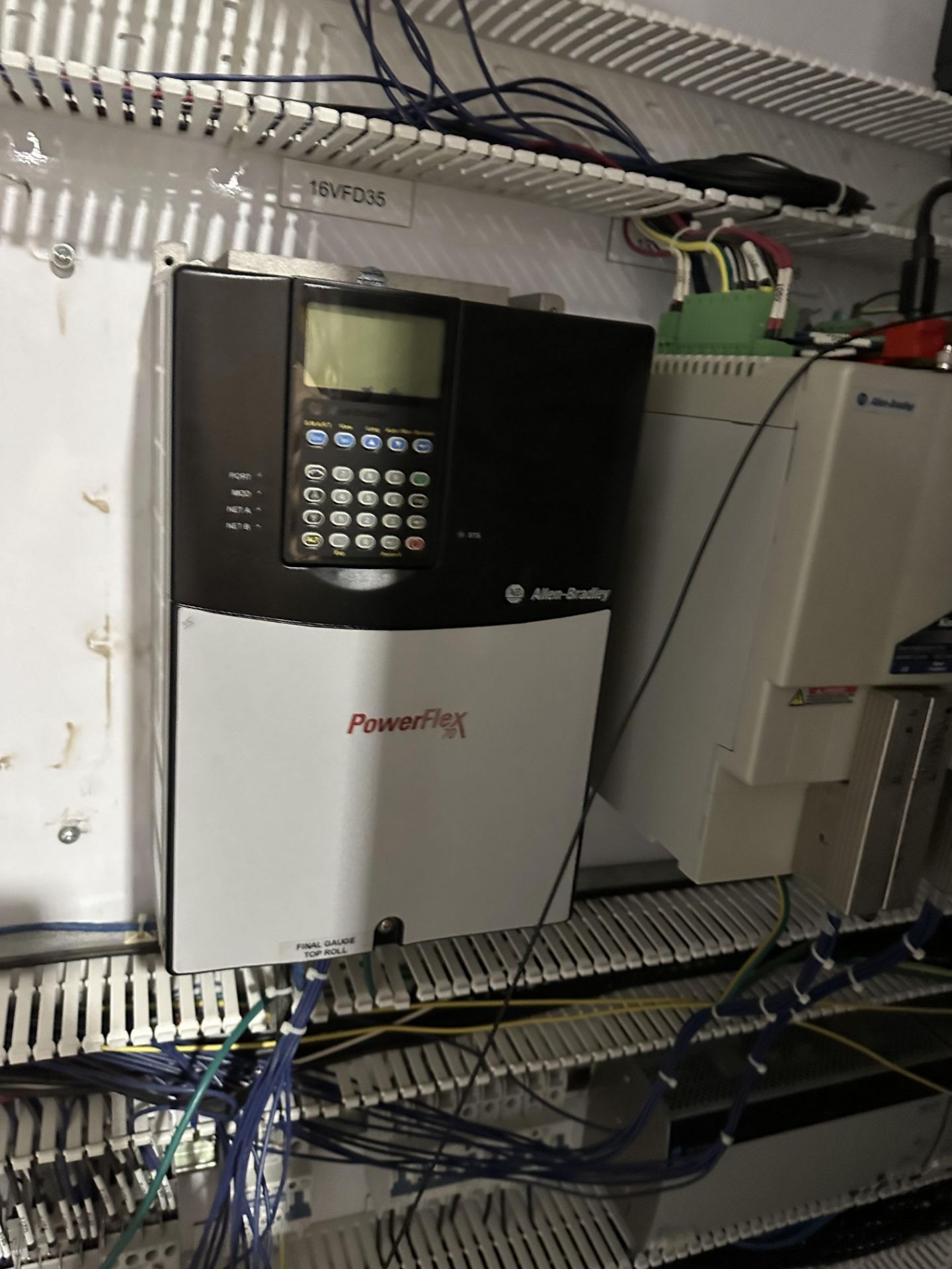 (Located In Springfield, MI) Spooner Vickers Control Panel for Line