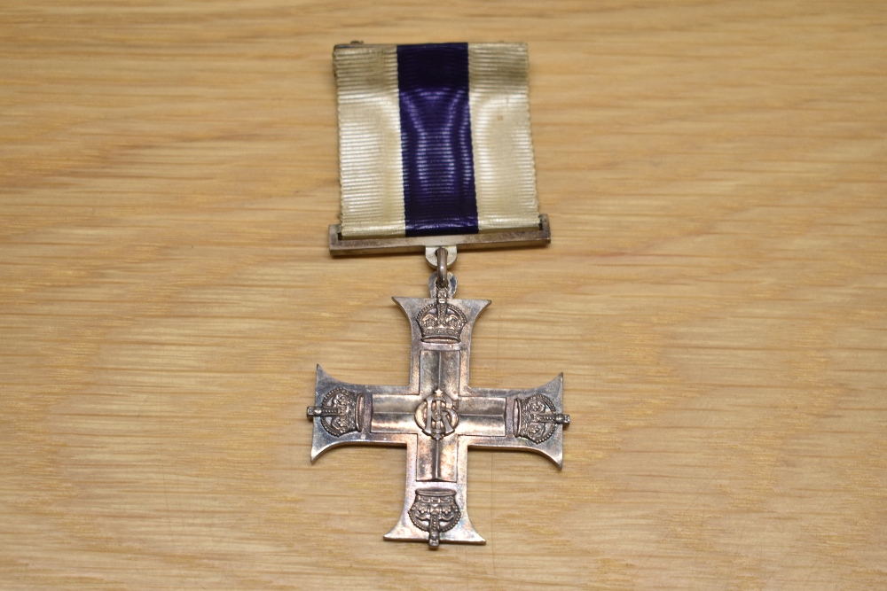 A George V Military Cross in original box with ribbon, unnamed, The ...