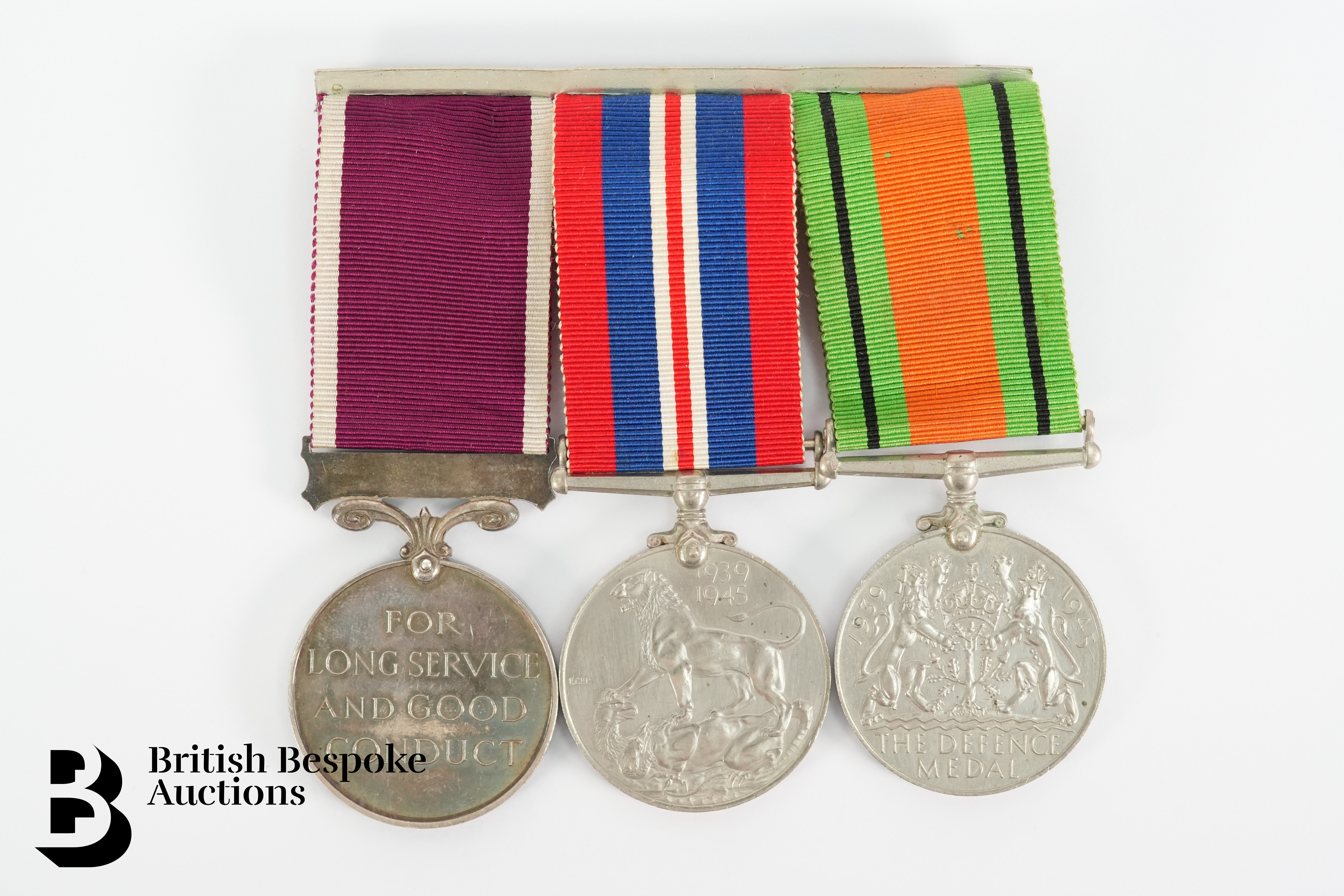 WWII Medals - Auktionen & Preisarchiv